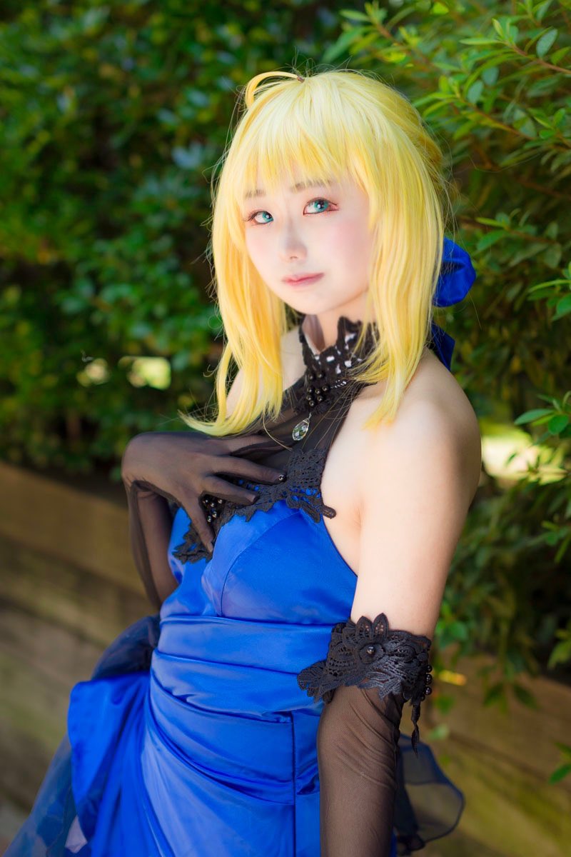 彩 ラグコス on Twitter: "コスプレ / cos Fate/EXTELLA アルトリア (瑠璃色のドレス) 📷(@fotogra1 ) https://t.co ...