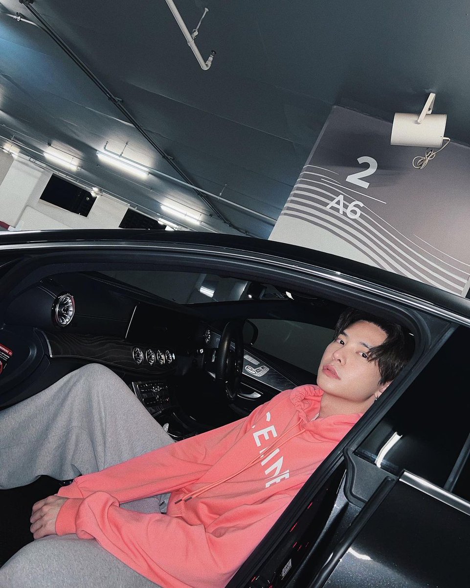 Supanut Official on Twitter: "[ 220629 @supanut_l's IG ] - (1/2) Tuesday 💗 #supanut #Myaries 🐑 ...