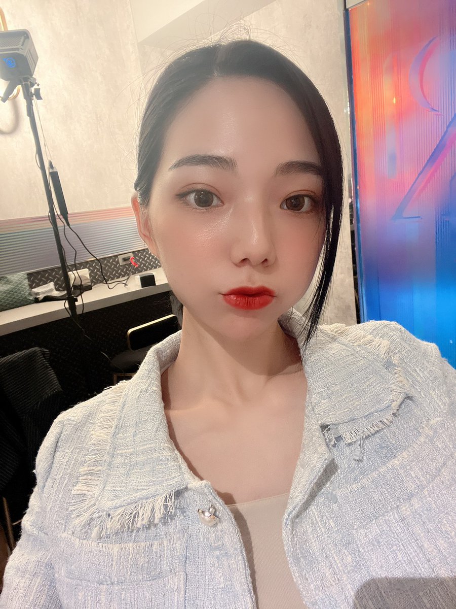 人總是很擅長口是心非，卻又很希望對方能有所察覺🤔 我不想猜了🤪 喜歡就趕緊訂閱，大聲說出來吧~ 【訂閱】 https://t.co/L87jBtK5T2 【IG】 https://t.co ...