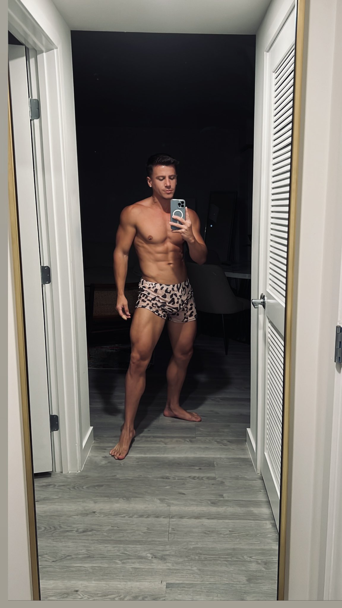 Alejandro on Twitter: "Heyyy 🙃 https://t.co/2nzpDGeQvW" / Twitter