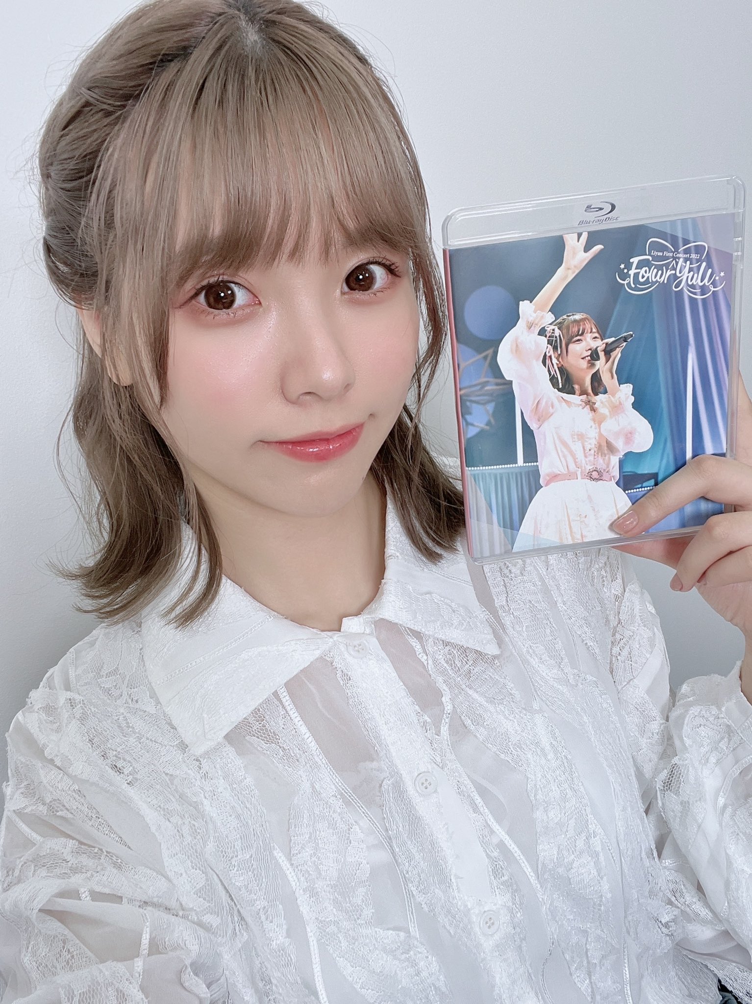 Liyuu on Twitter: "6月29日発売 Liyuu First Concert 2022「Fo(u)r YuU」 Blu-ray 改めてたくさんの感想ツイートありがとうございます ...