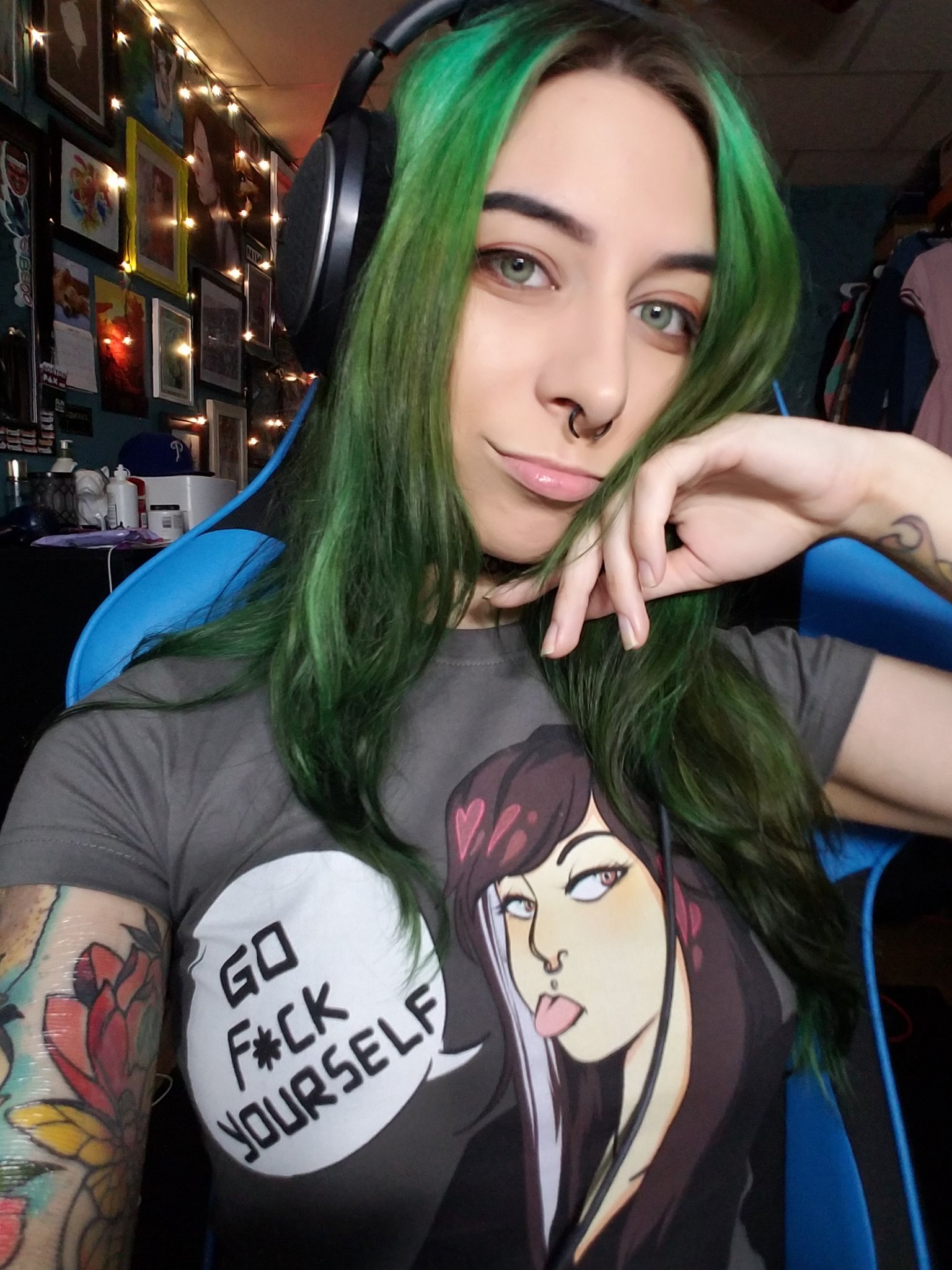 🦋 Skyhook Nova on Twitter: "I found selfie photos from 2016.... I miss the Teespring campaigns ...