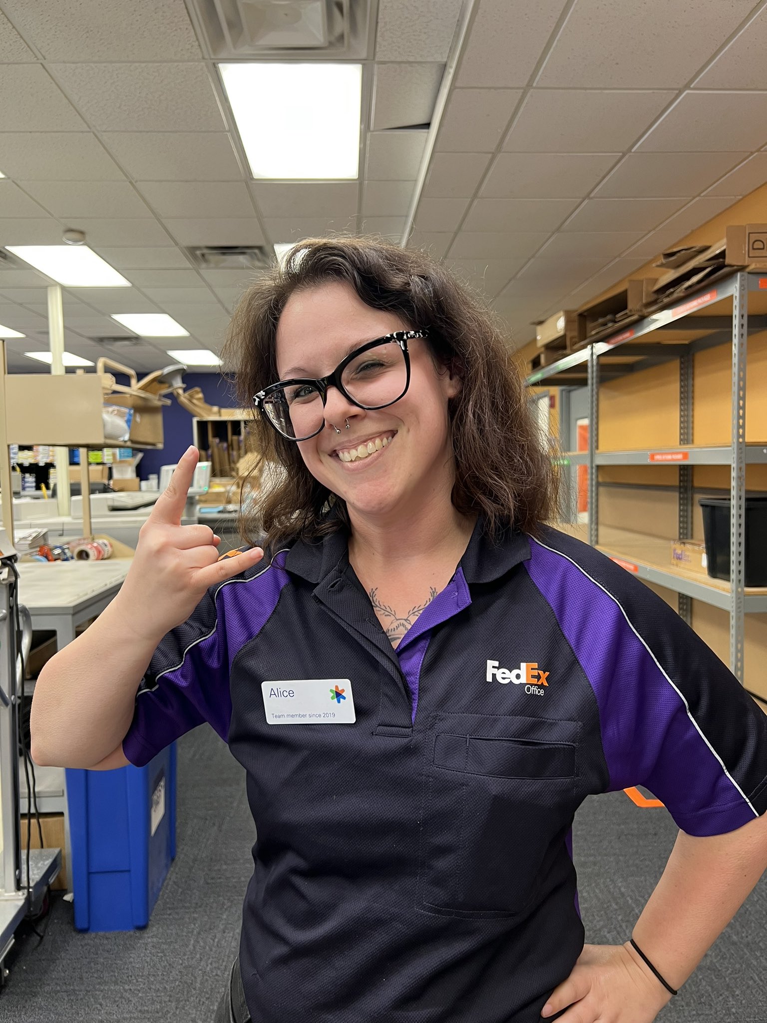 Fedex Employee Uniform Hundreds Of FedEx Pilots Picket For Updated