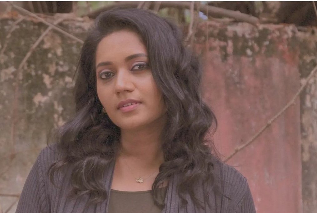 Sumaiya Kouser on Twitter: "Thanku 3.5K follower's https://t.co/f6FmwA4s7l" / Twitter