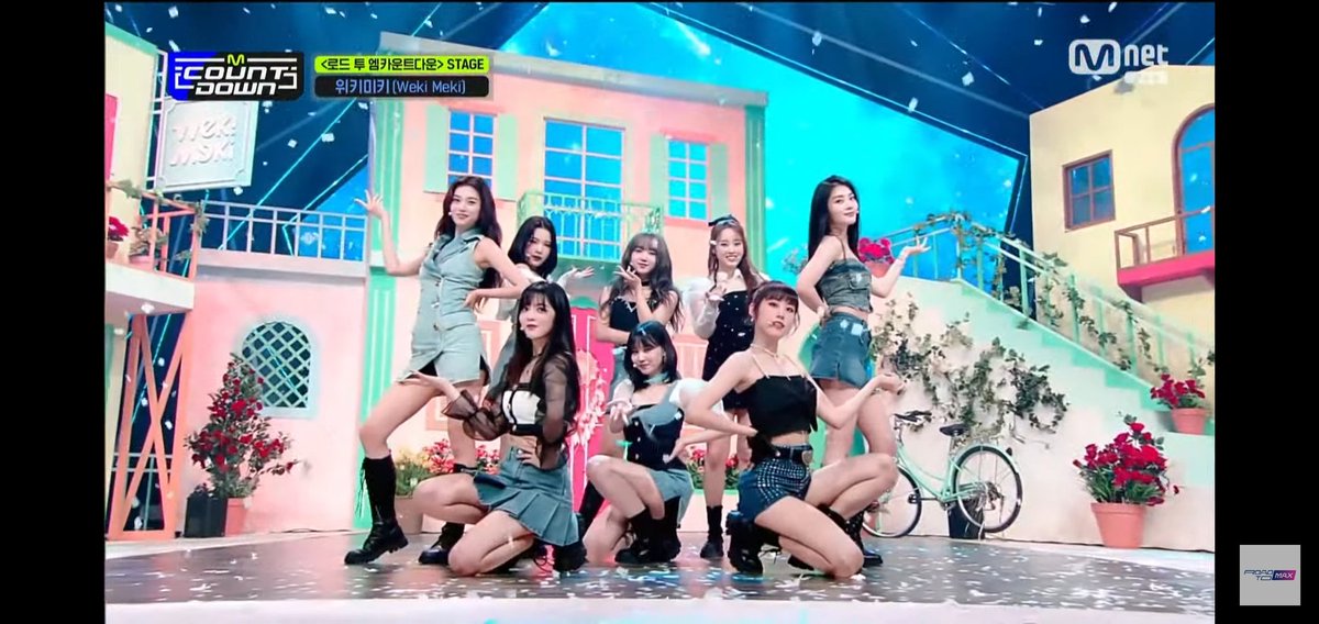 SOOOO HAPPY TO SEE OT8 SIESTA 😭 DOYEON LOOKS SO HAPPY TOO 😭 #위키미키 ...