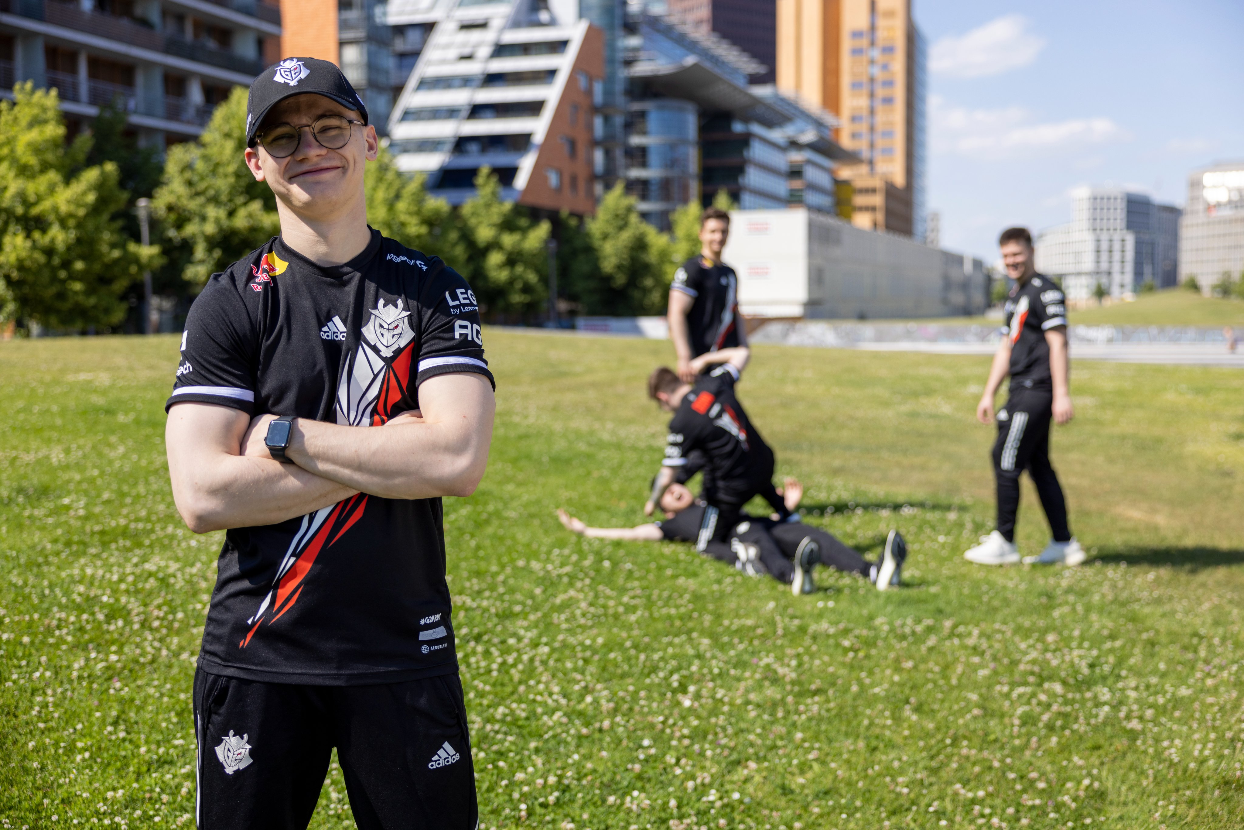 G2 Esports on Twitter: "@R6esportsEU @Alem4oR6 @PranoR6 @CTZNr6 @Virtue_R6 @Doki_R6 He's just ...