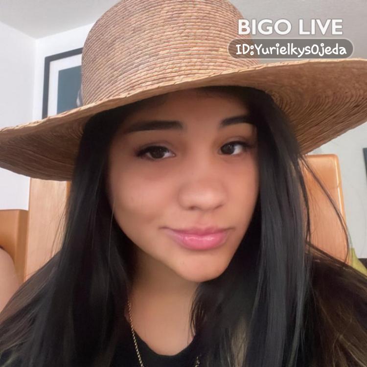Daniela on Twitter: "¡Ven a ver a 𝒪𝓃⭐Yurita en directo en #BIGOLIVE y haz nuevos amigos! https ...