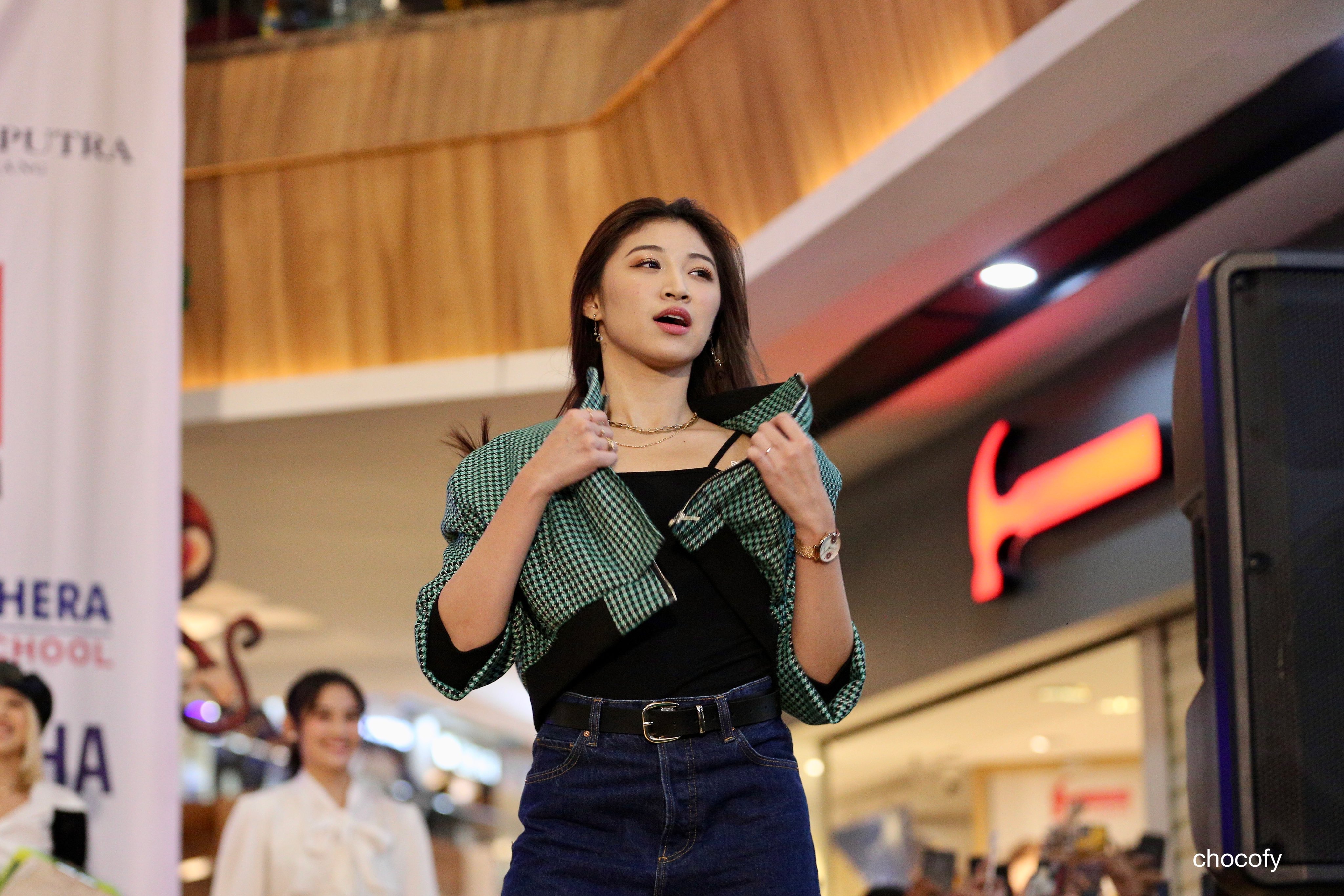 chocofy on Twitter: "220701 SHANII @N_ShaniJKT48 💚💚 #JKT4810thAnnivTourSMG https://t.co ...