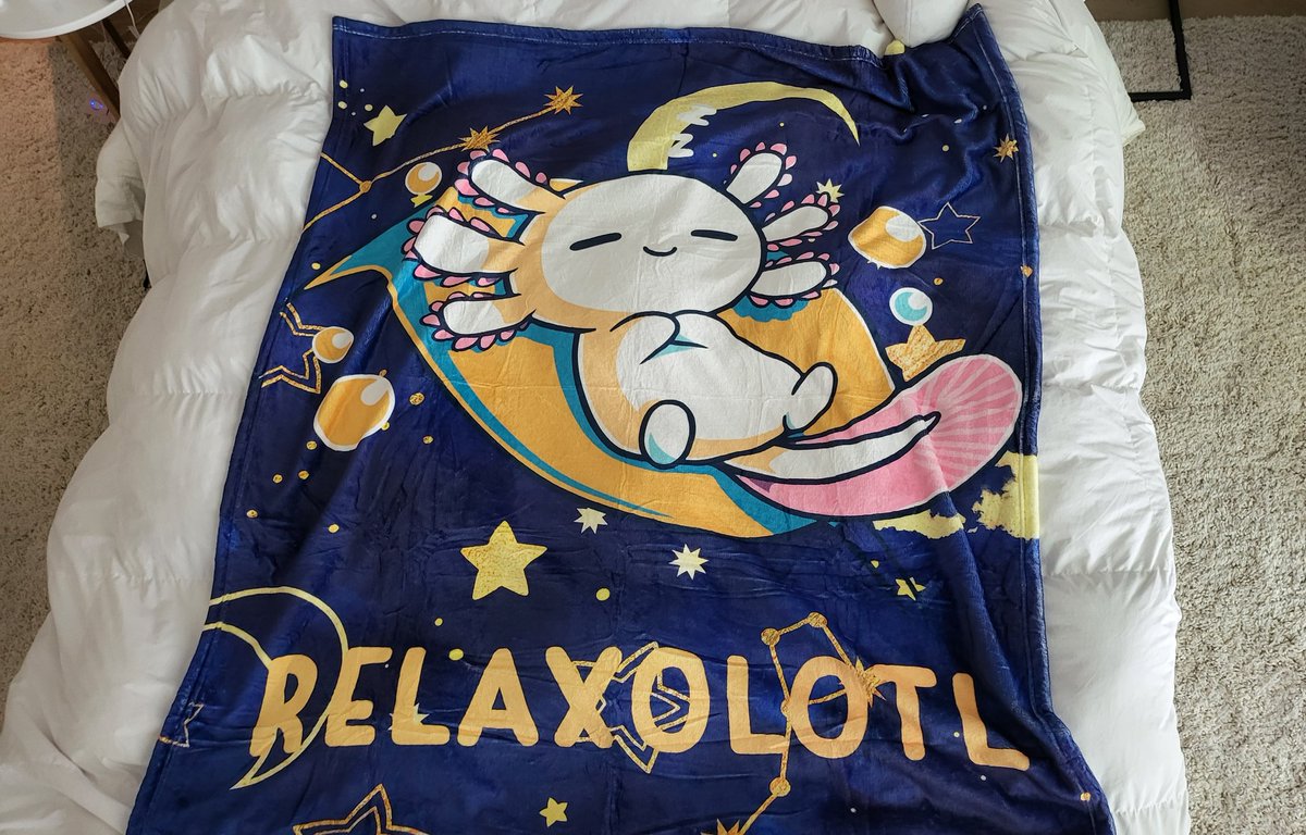 sykkuno remembered that I love the axolotl skin in fall guys and he got ...