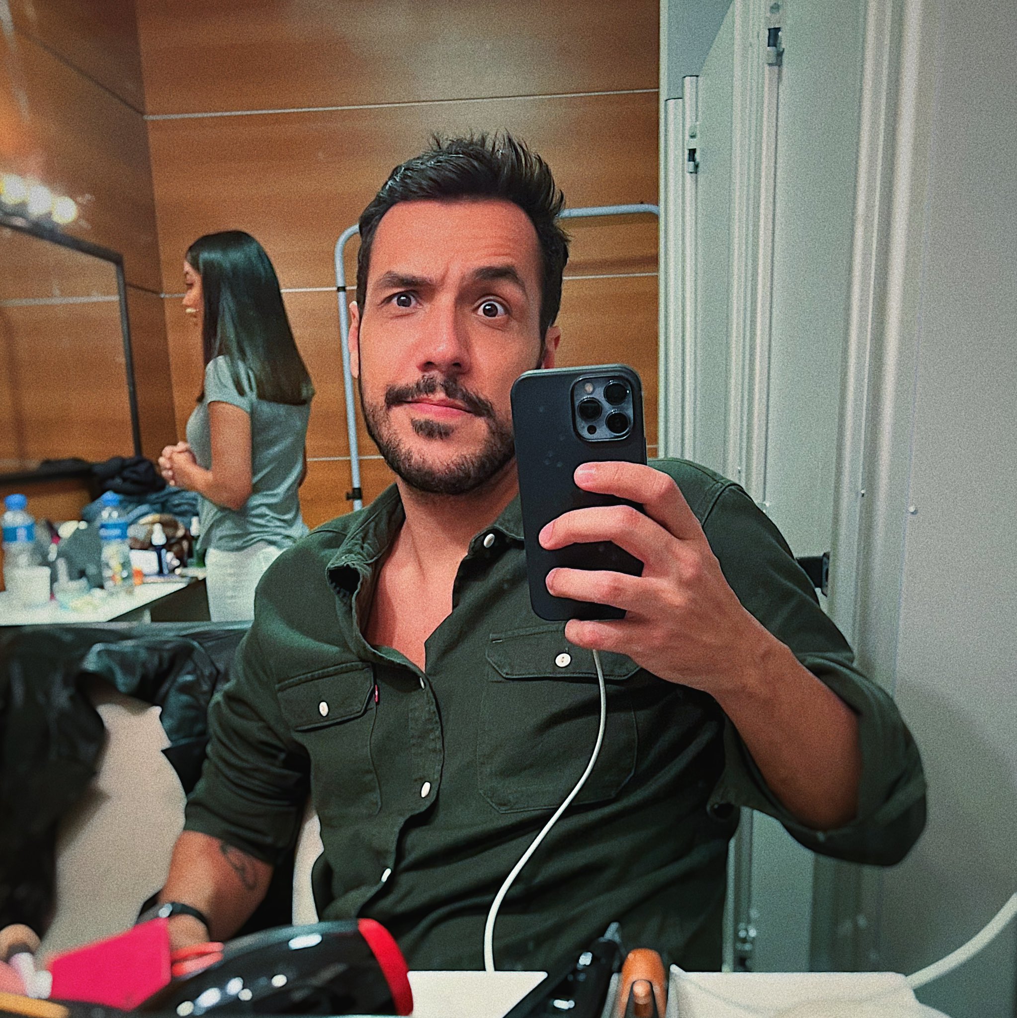 Farião o Rafa Dias dono da DiaTv? - Variedades - BCharts Fórum