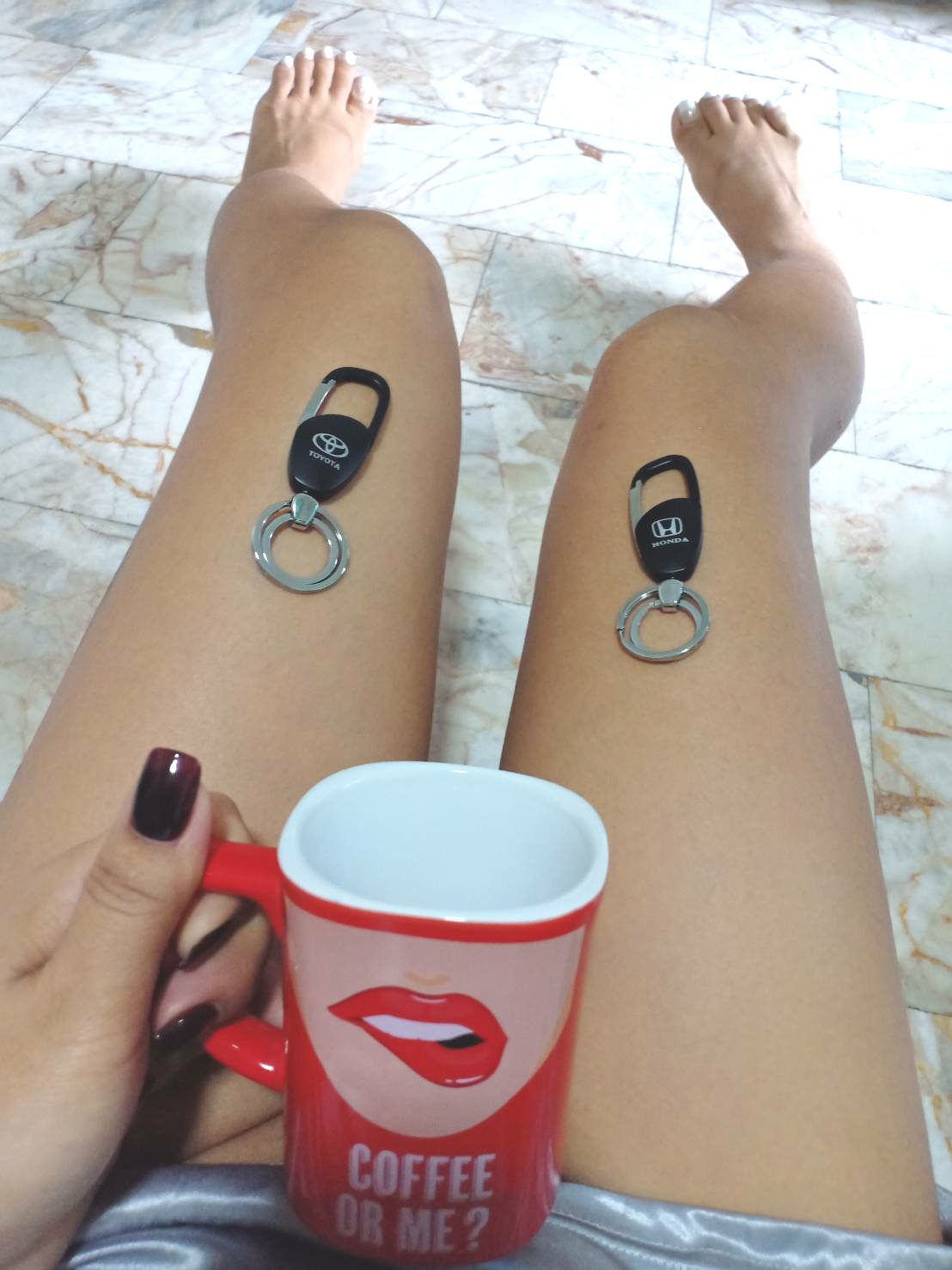 เรื่องเสียว sexy story by nitnoy on Twitter: "รับกาแฟรึรับพวงกุญแจคะ มินิ่งจ้า #KinnPorscheEP13 ...