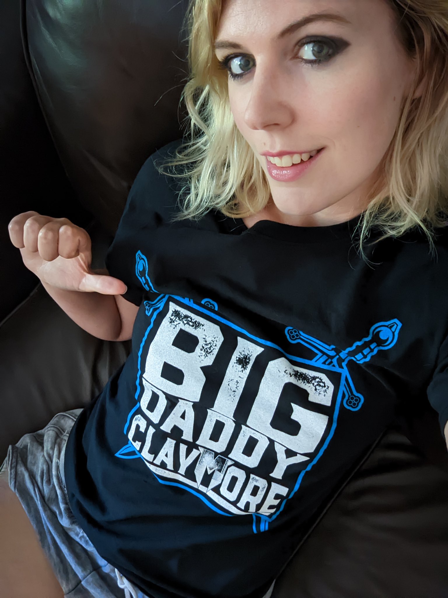 Vesper Vee, EH-Lister. on Twitter: "@WWE https://t.co/9t8i3rAML8" / Twitter