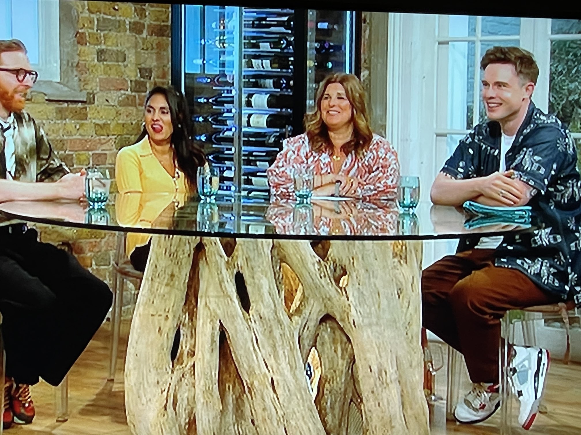 Mike Batt LVO on X This table is now famous as it s on SaturdayKitchen More famous than me obviously because I m never on Saturday kitchen and it IS But does