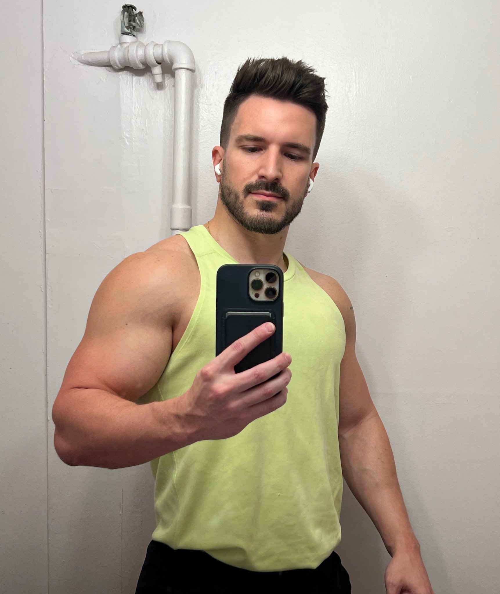 JustinPlus on Twitter: "hello 👋 https://t.co/xzydO7kbTi" / Twitter