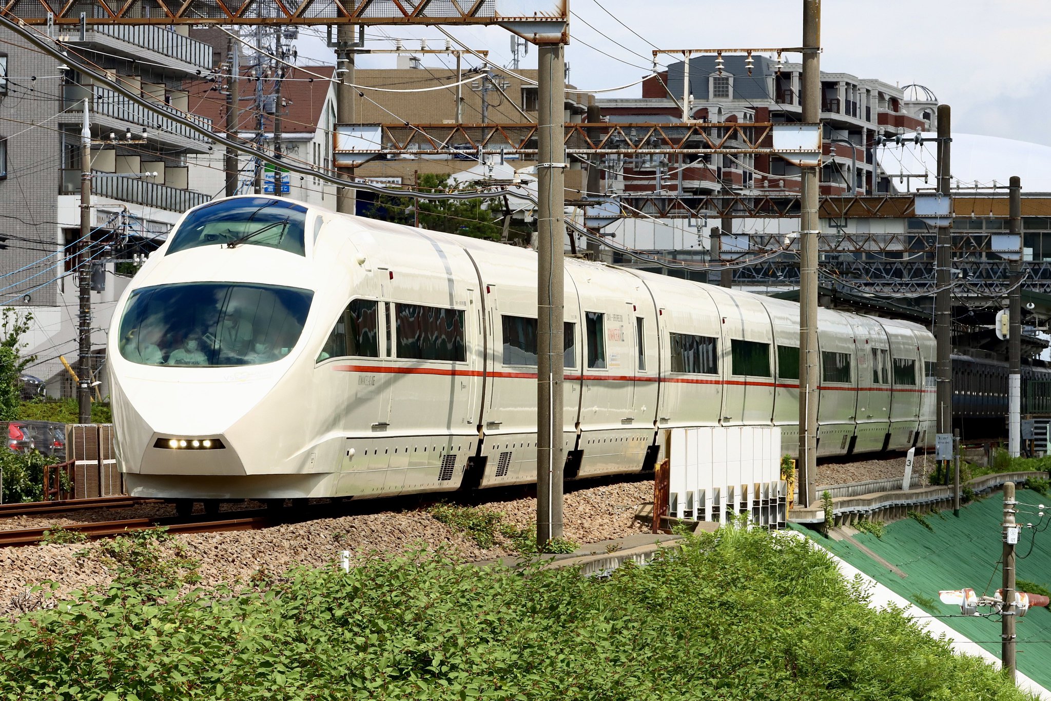 ワタシダ【Odapediaの中の人】 on Twitter: "昨日は雨なのでサボりましたが、今日はVSEを撮ってきました。 多摩線内だけでしたが、急に戻ってきた暑さは辛く、雲がかかったり外れ ...