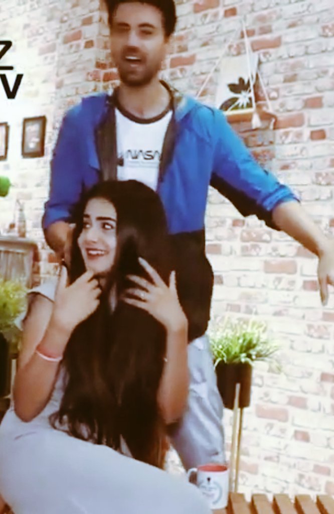 Rutu on Twitter: "His care for her.. Her comfort with him... Uff their comfort level..🥺🥺🤌🌚🌚 They ...