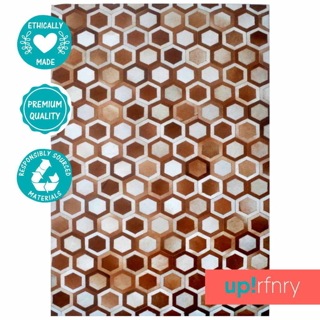 Brunvit symmetrisk koskinnsmatta https://t.co/pJhhtB2TA8 #Kohudsmattor ...