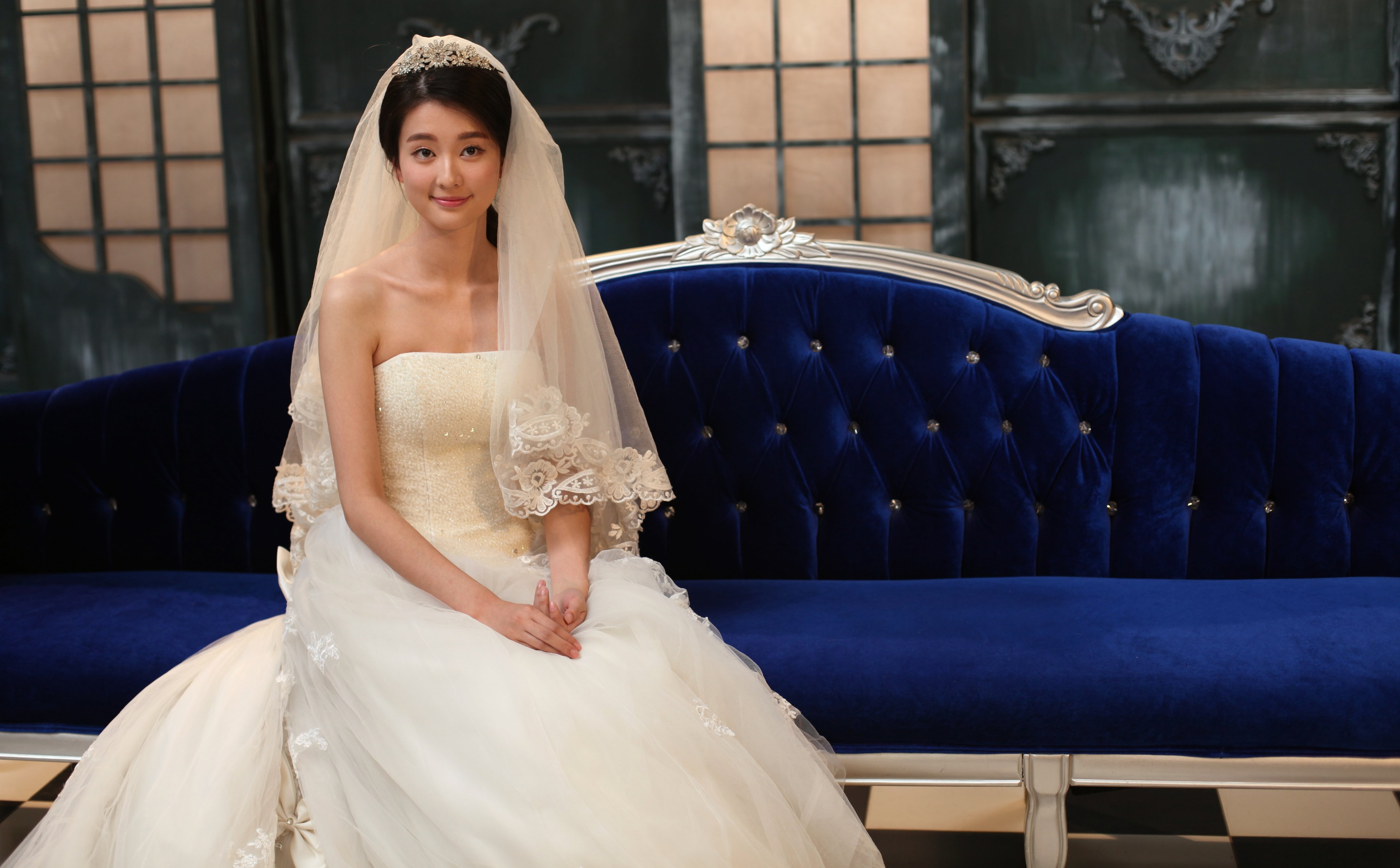 星图大海 on Twitter: "影视剧照区：469 乔欣刘雨欣多少爱可以重来剧照 72g，乔欣的肉丝美腿加婚纱照相，刘雨欣的大白兔，自购链接：https://t.co/MgneEsMJQd ...