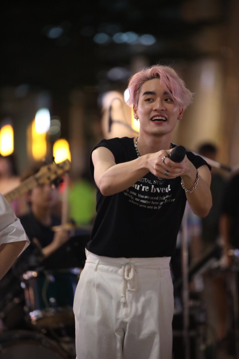 laylayyo_official on Twitter: "RT @nard_pr: เปิดไมค์ให้ #แก๊งหวานน้อย เข้ามอบตัวงานเมื่อคืน 😎 ...