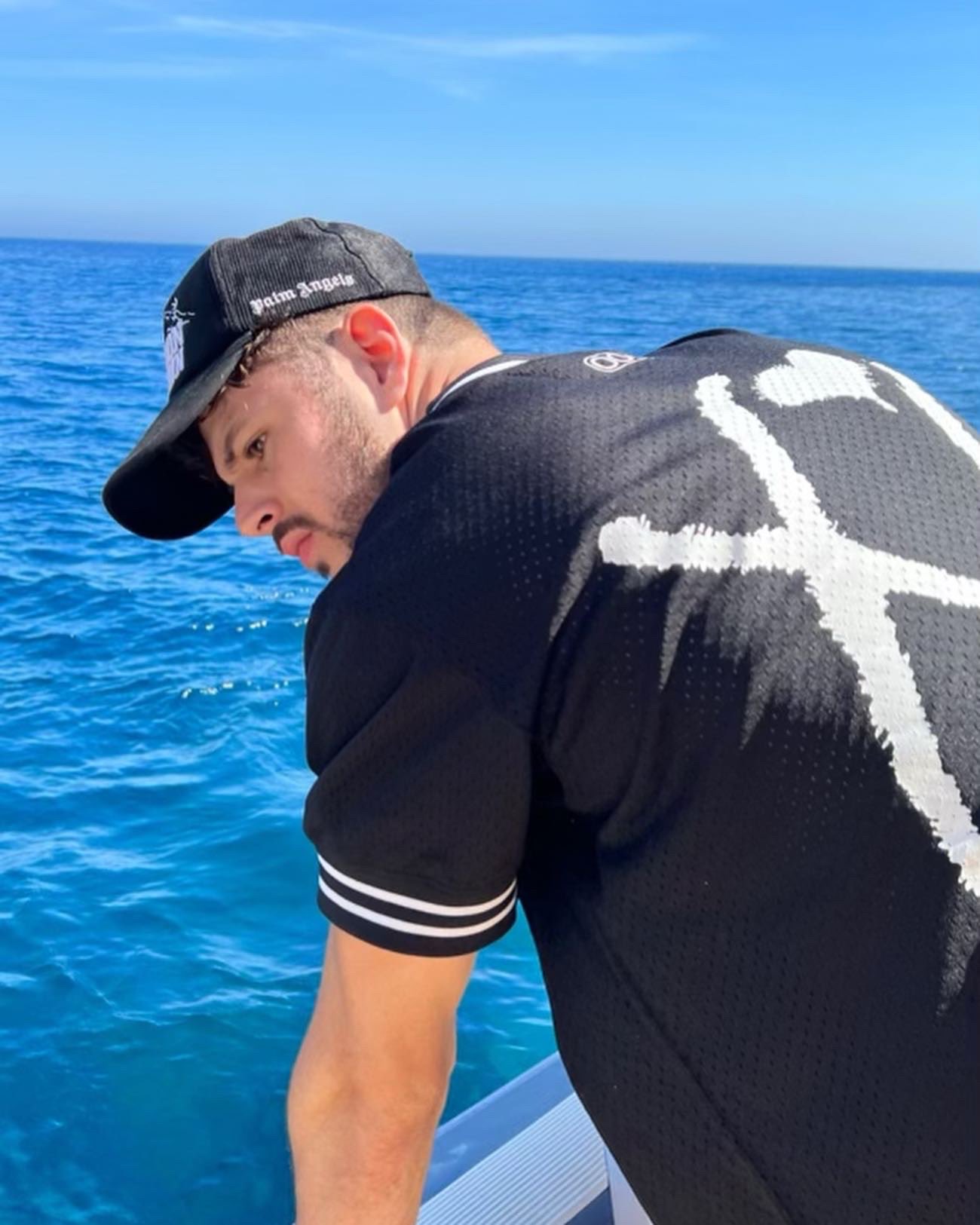 MASON VERSLUIS 🏆🔮 on Twitter: "Best caption gets a follow back https://t.co/HVUGs03g98" / Twitter