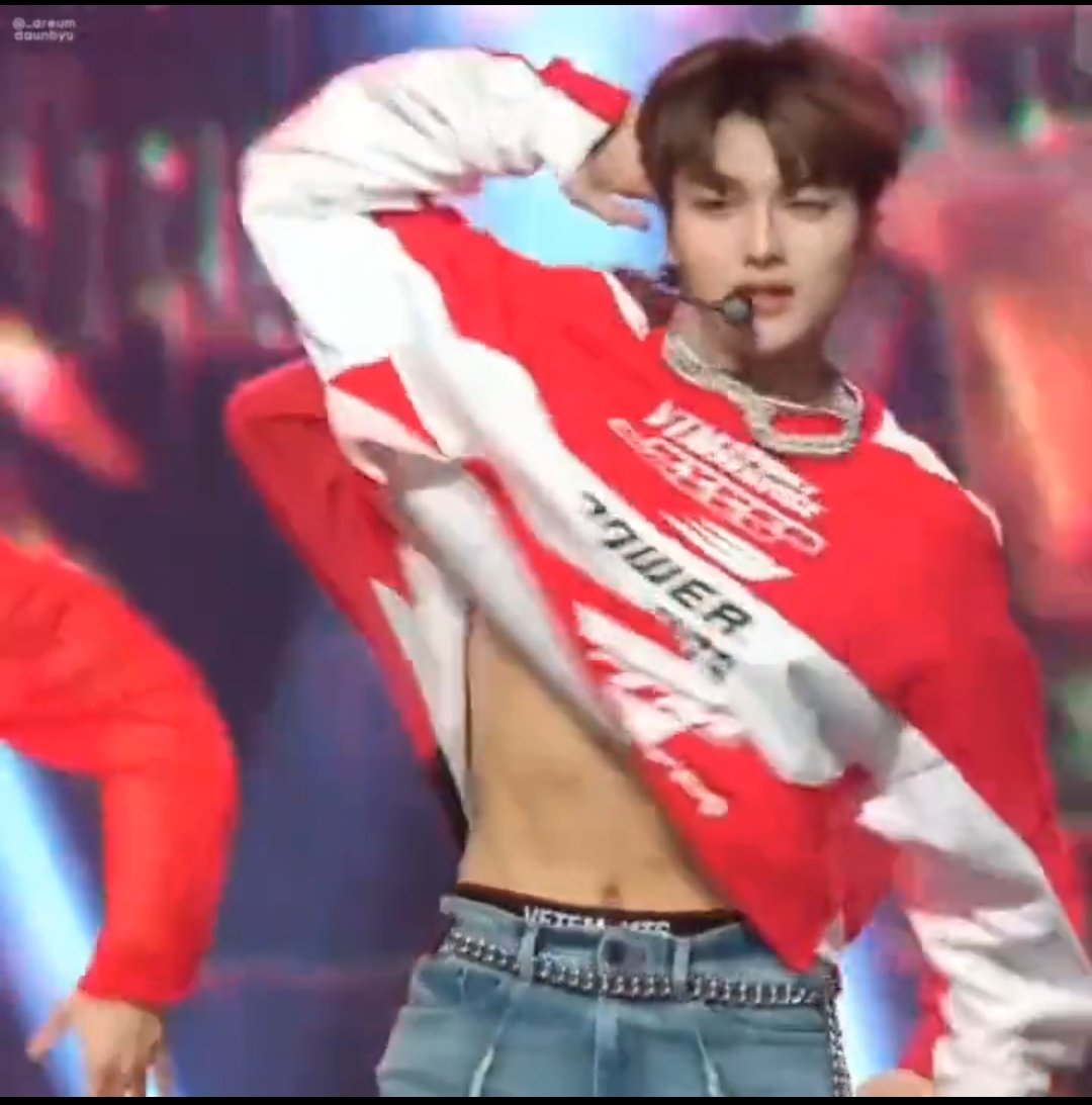 Junho Abs