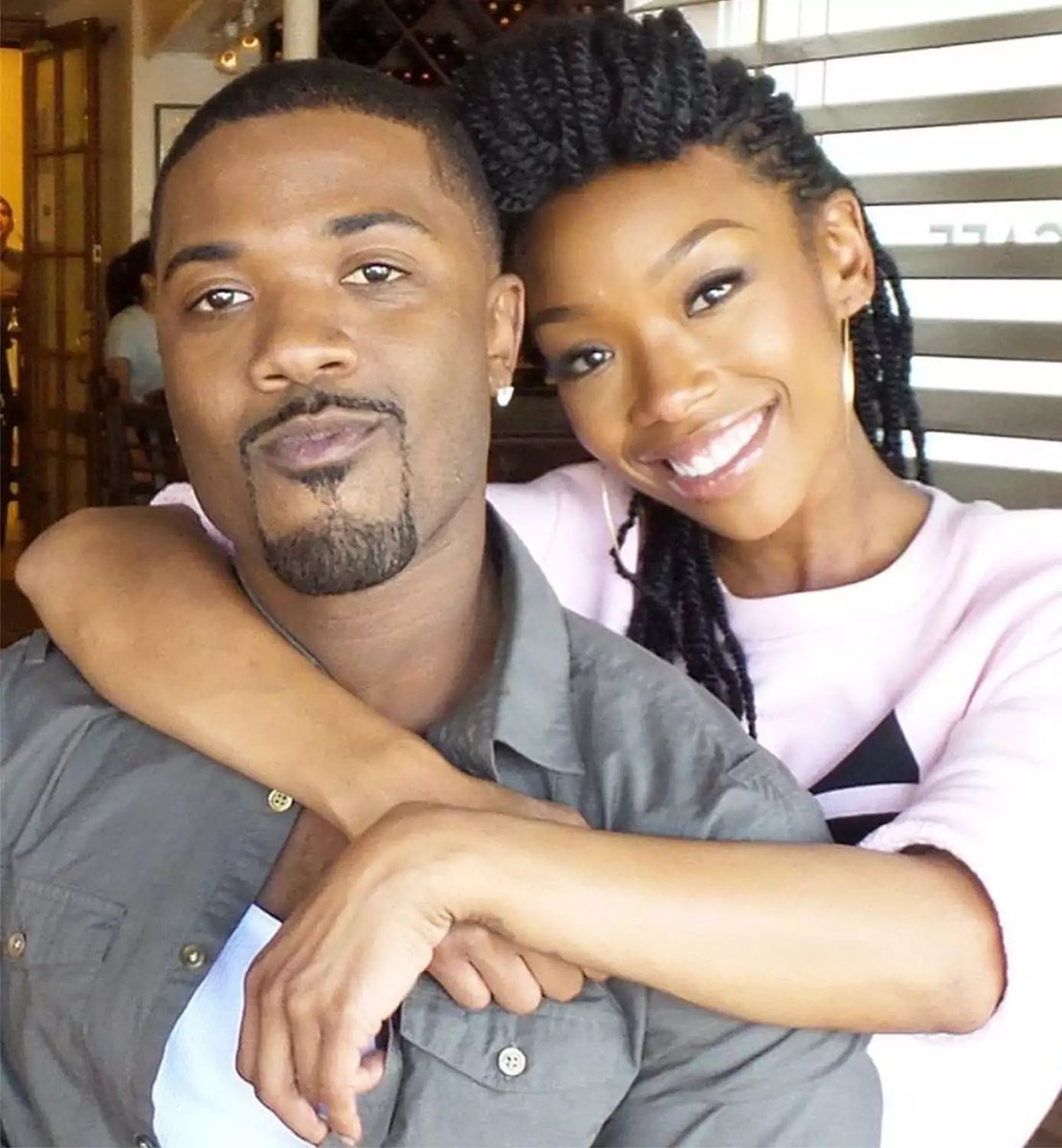 Boxingego On Twitter Rt Popcrave Ray J Got His Sister Brandys Face