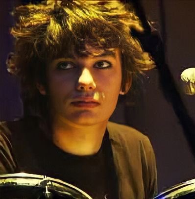 Devon Bostick Diary Of A Wimpy Kid Eyeliner