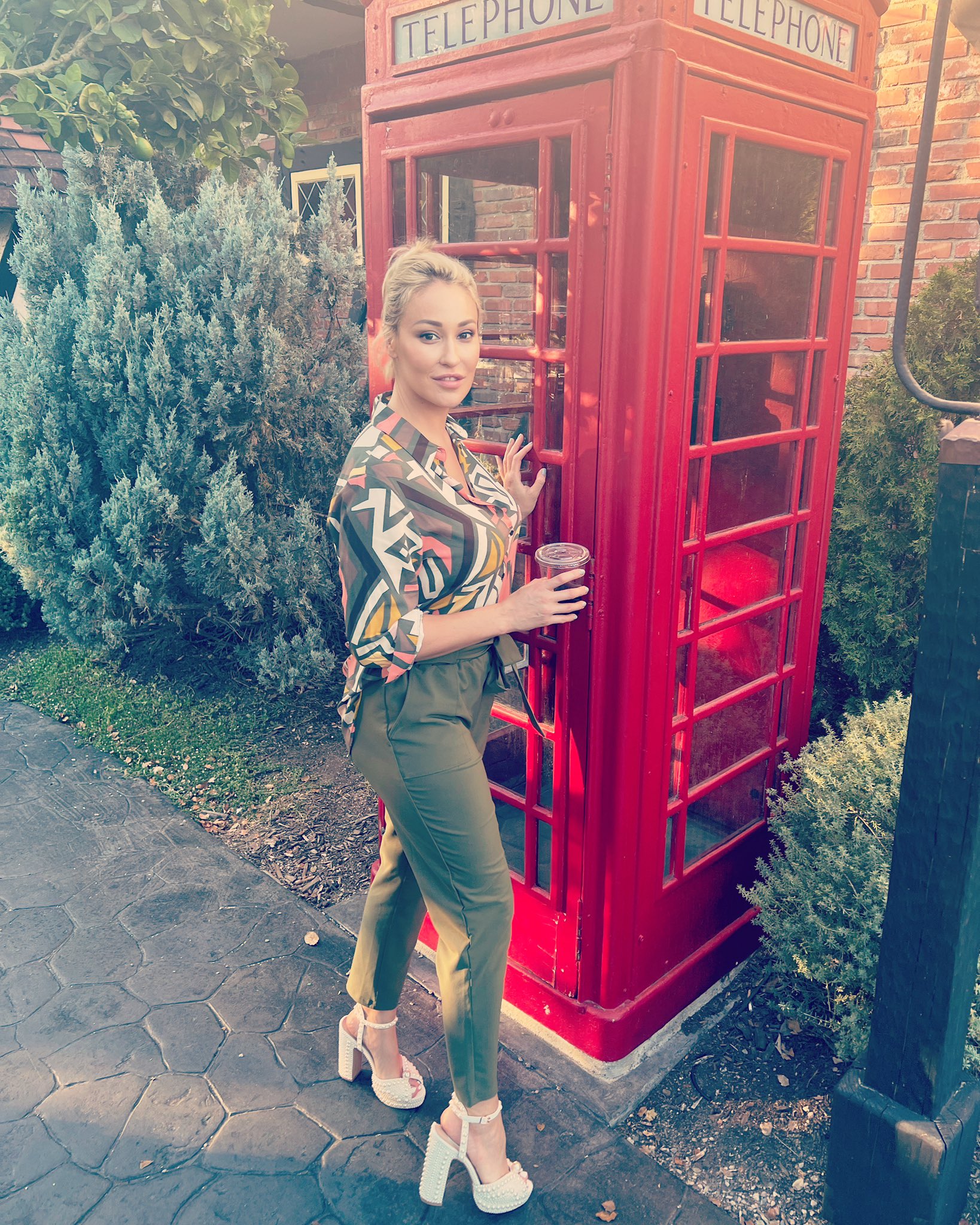 TW Pornstars - Ryankeely. Twitter. BRB gotta change into my crime ...