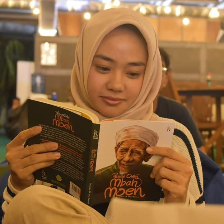 [utas] ILMU TITEN MBAH MAIMOEN ZUBAIR Mbah Maimoen Zubair dawuh, "Ilmu ...