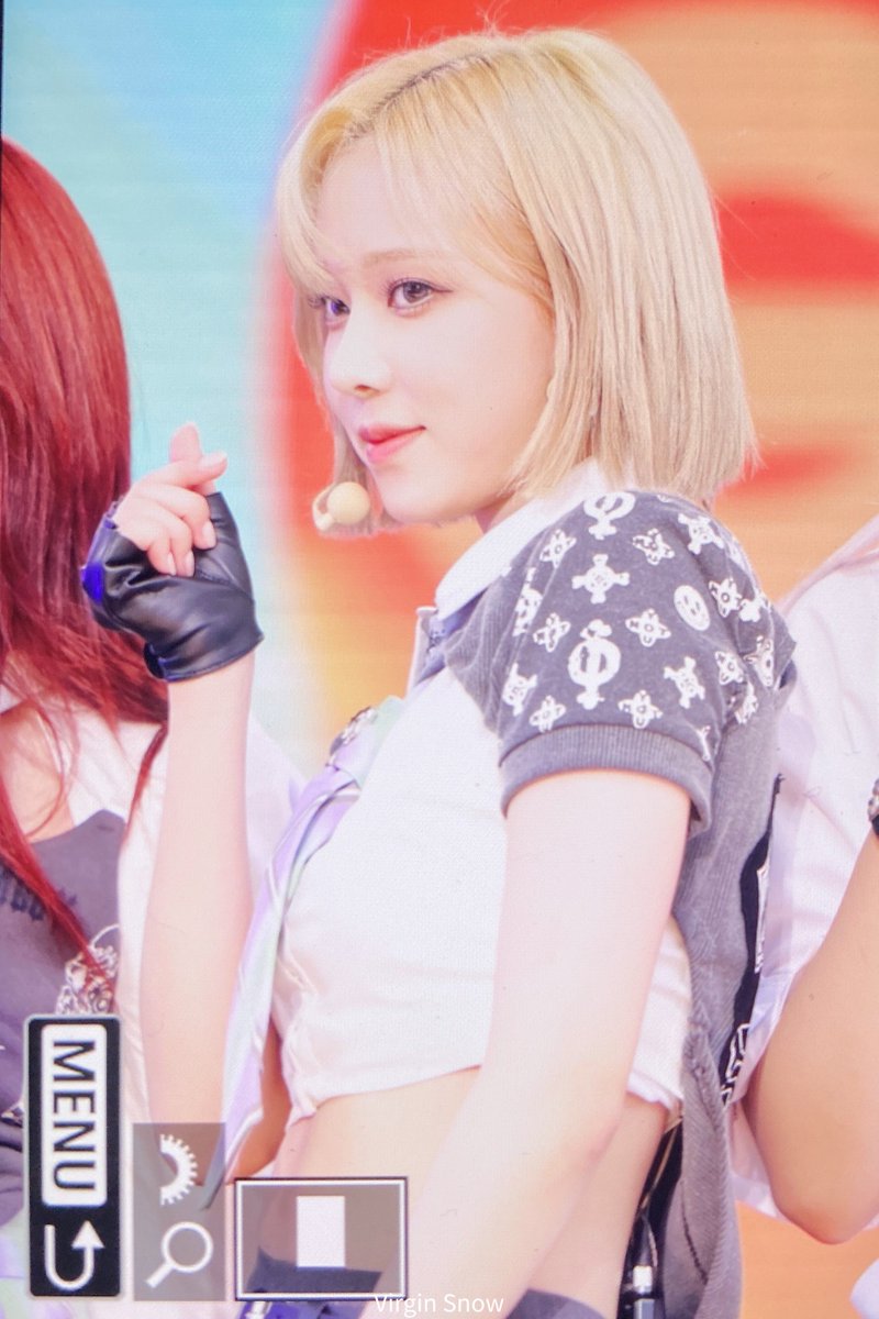 WINTER THAILAND #aespa_Girls on Twitter: "RT @VirginSnow0101: 220708 #aespa #에스파 #WINTER #윈터"