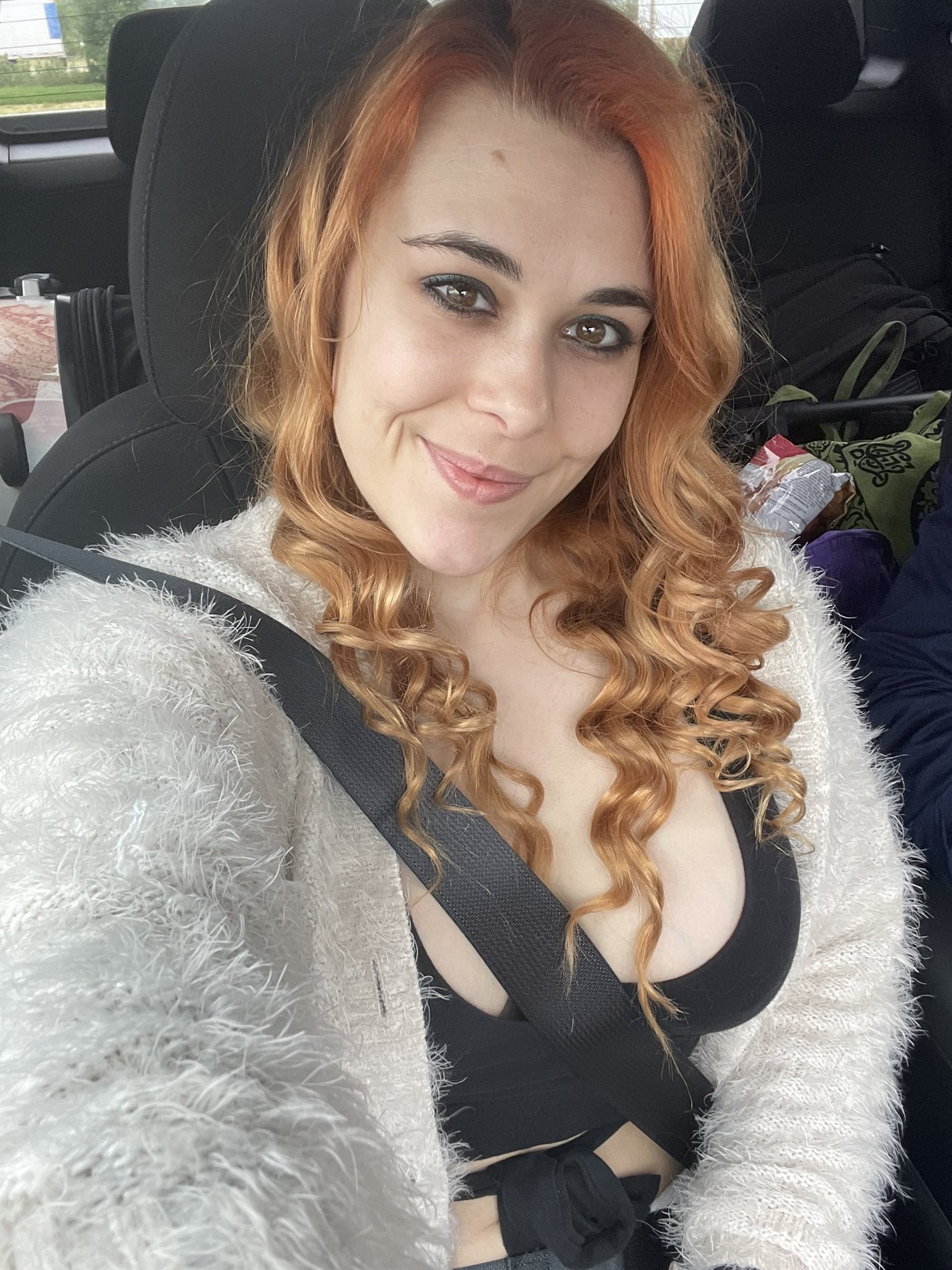 Cass on Twitter: "On the road to renn fest! Come check it out! 😁 https://t.co/VD17SNV6C2" / Twitter