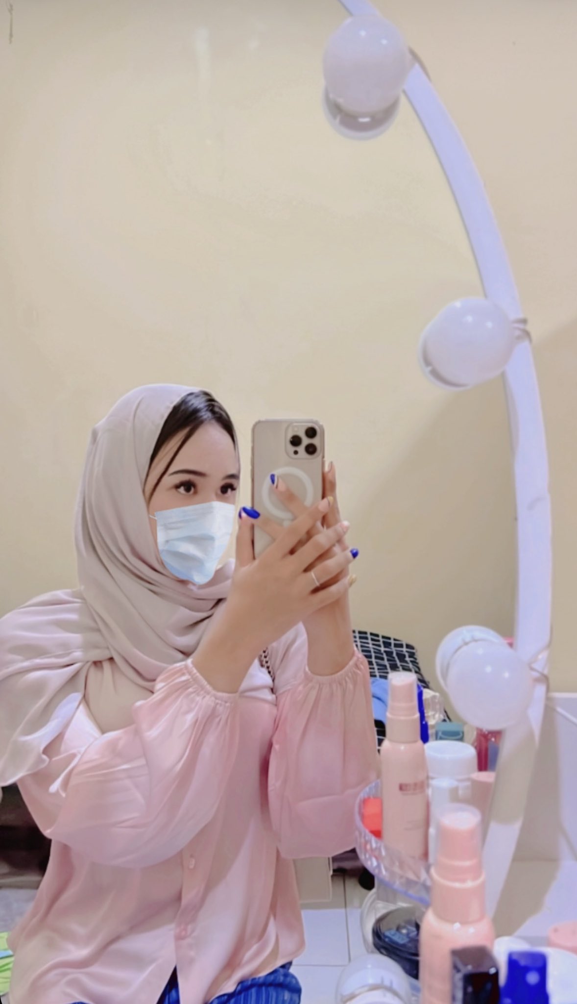 jeje oc real acc on Twitter: "bm cuddle https://t.co/pmLEnnqAYs" / Twitter