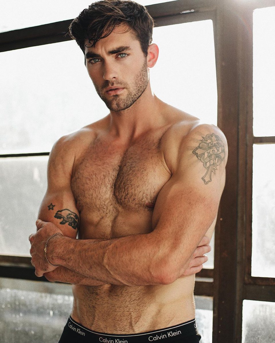 Hot Dudes Good Mood 🇺🇦 on Twitter: "Jake Hobbs by Kevin Roldan 📸"