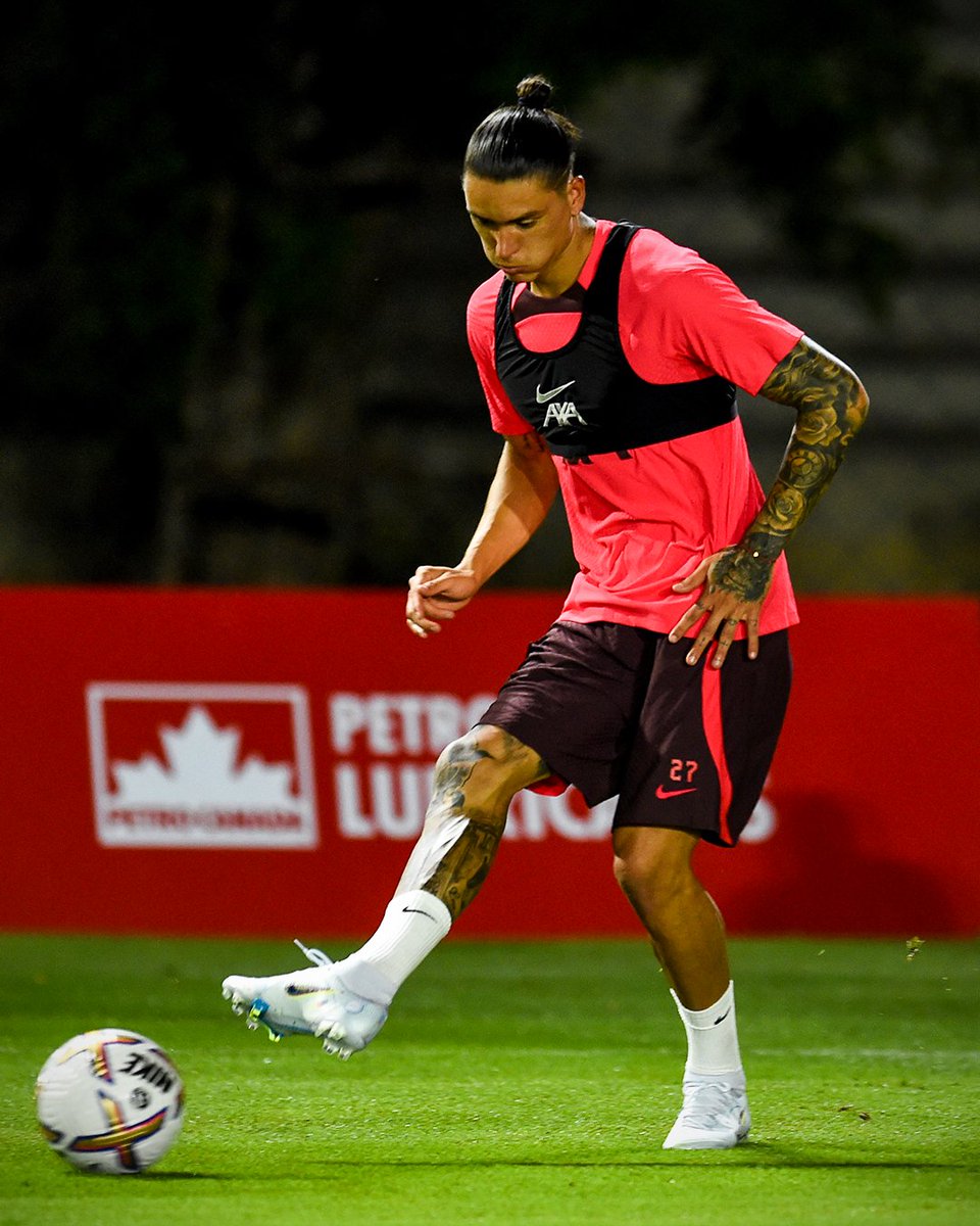 Darwin Núñez trains with Liverpool for the first time 🔴 B/R Football ...
