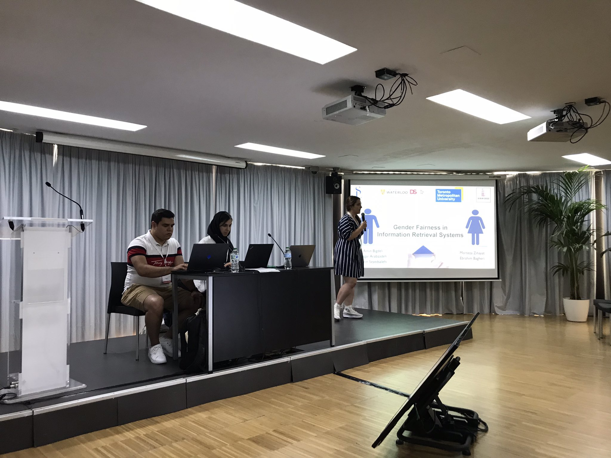 Charlie Clarke on Twitter: "SIGIR 2022 in person. Tutorials about to start! @NegarEmpr @amin ...