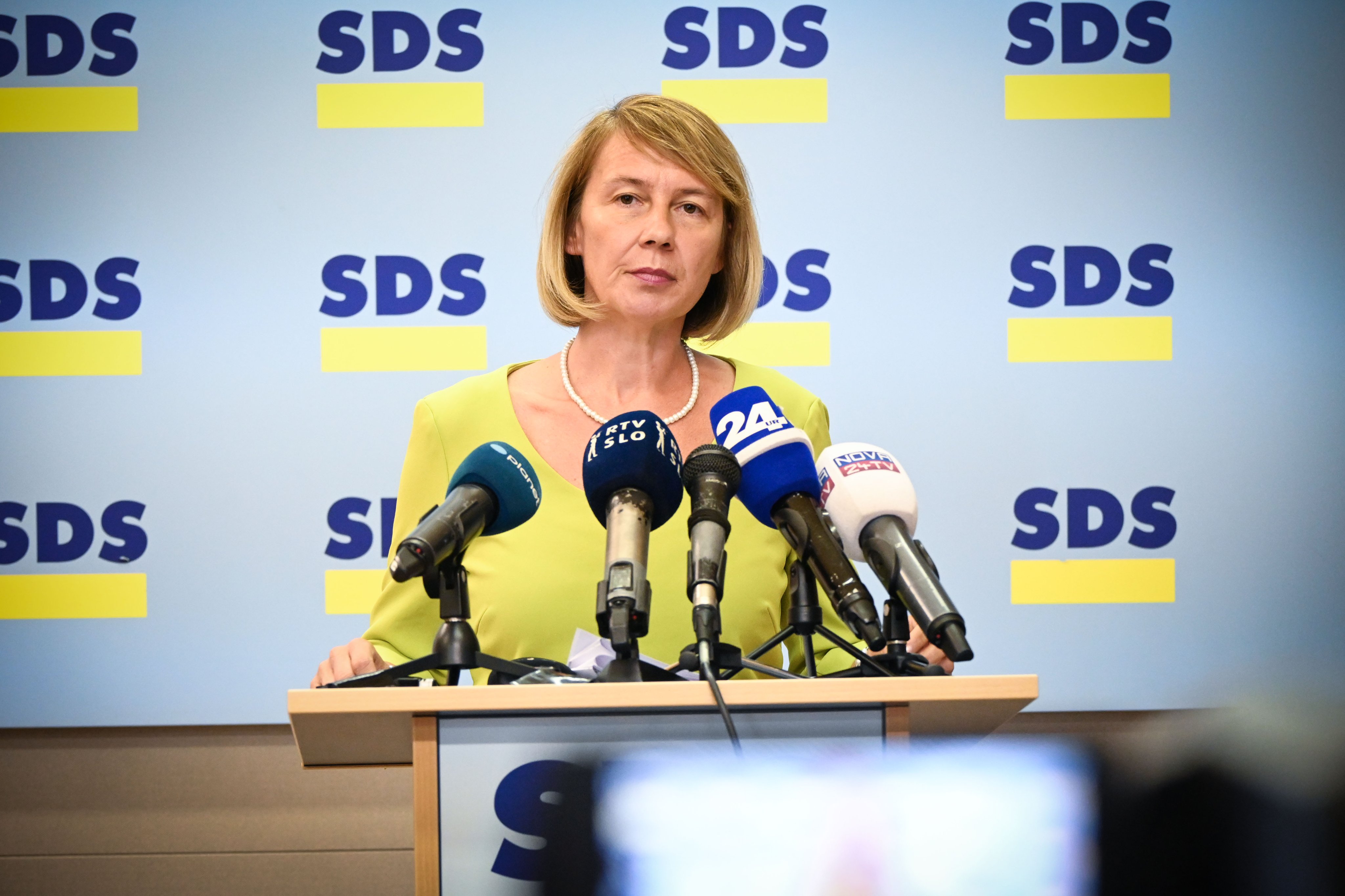 Poslanska skupina SDS on Twitter: Poslanska skupina SDS on Twitter: