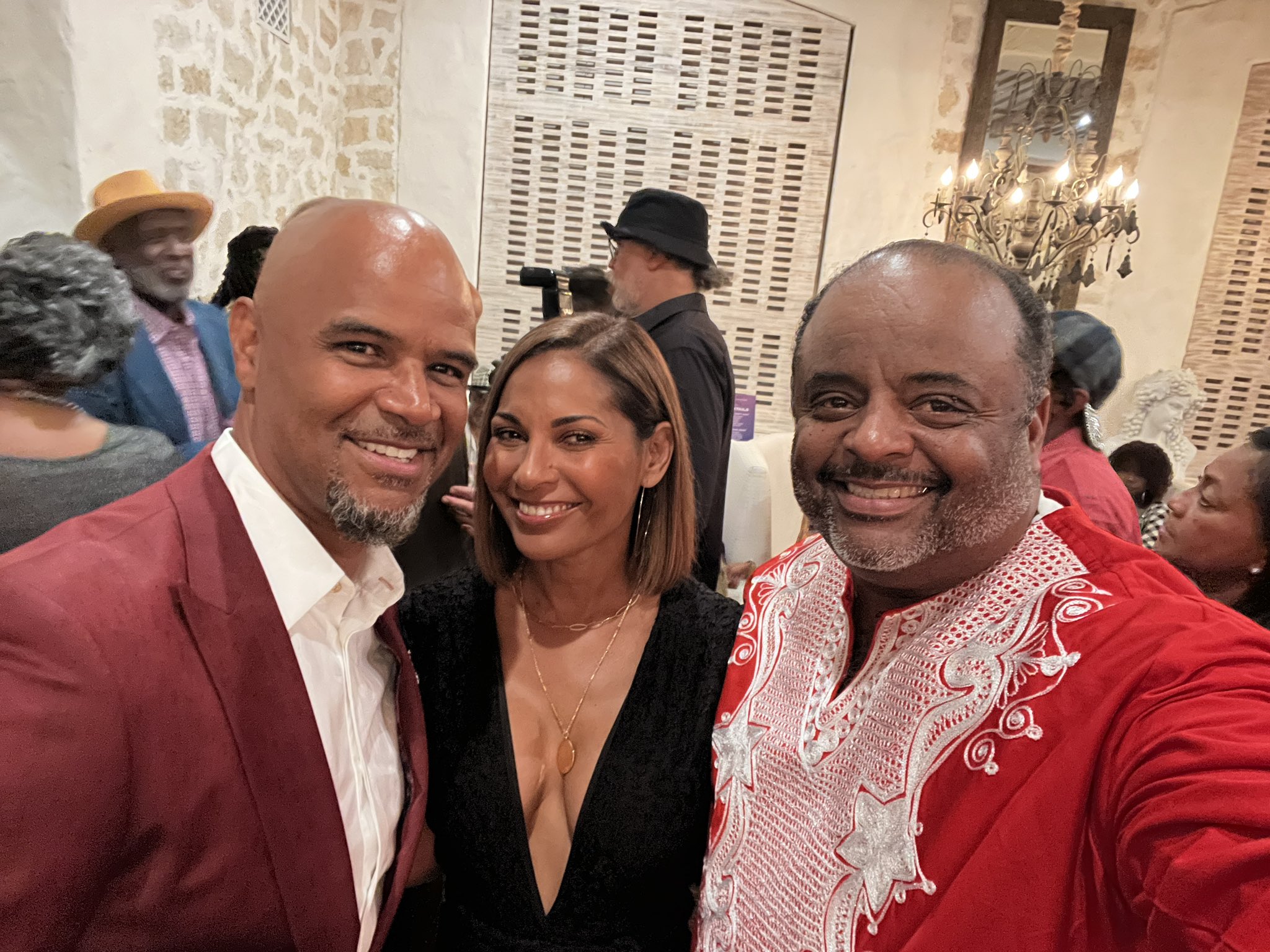 Karen Roundtree Photos