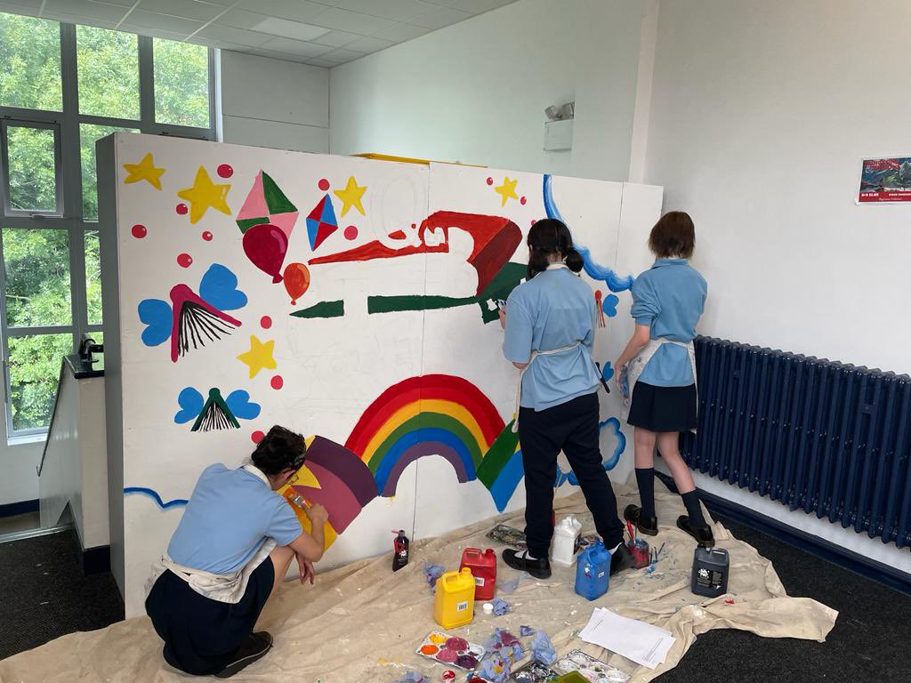 A recognition focused school | Welcome to Queensbridge