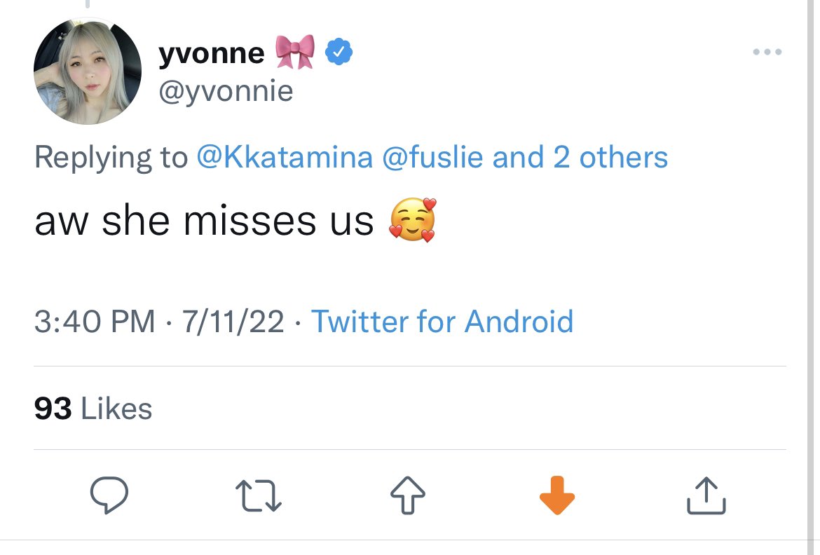 Miyoung on Twitter: "@yvonnie @fuslie @Valkyrae @Sykkuno So this is why they added the downvote ...