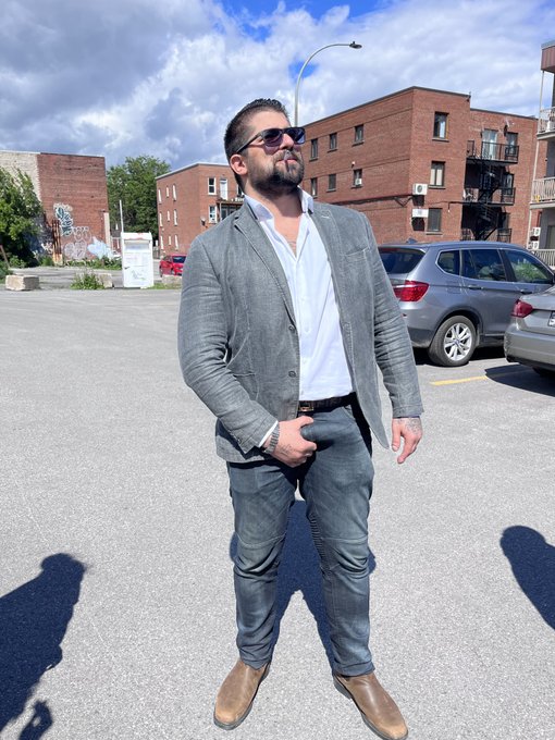 TW Pornstars - Ryan Bones. Pictures and videos from Twitter.