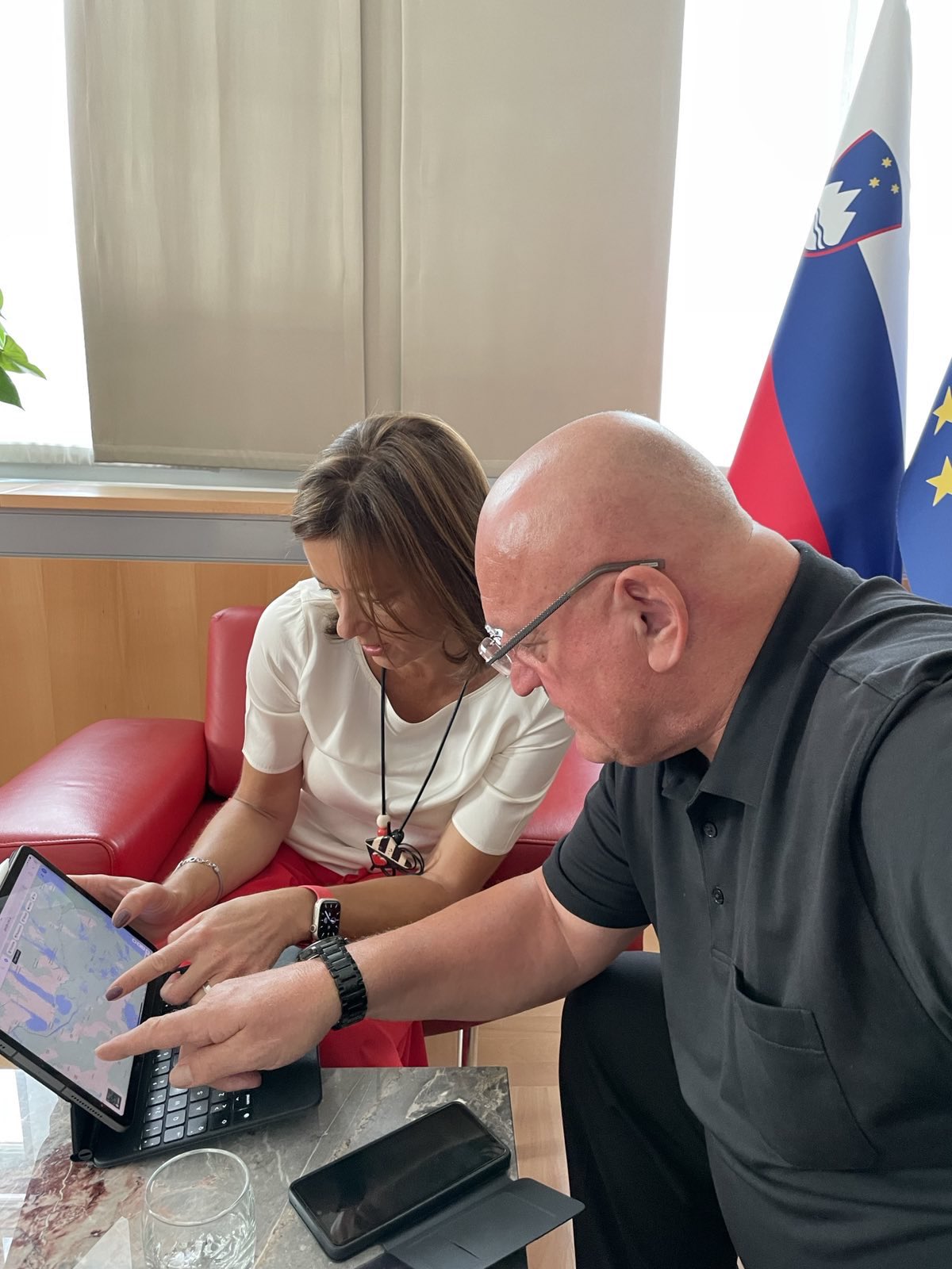 Tanja Fajon on Twitter: "Martin Strel se, kot kaže, podaja na nov izziv. Preplaval je številne ...