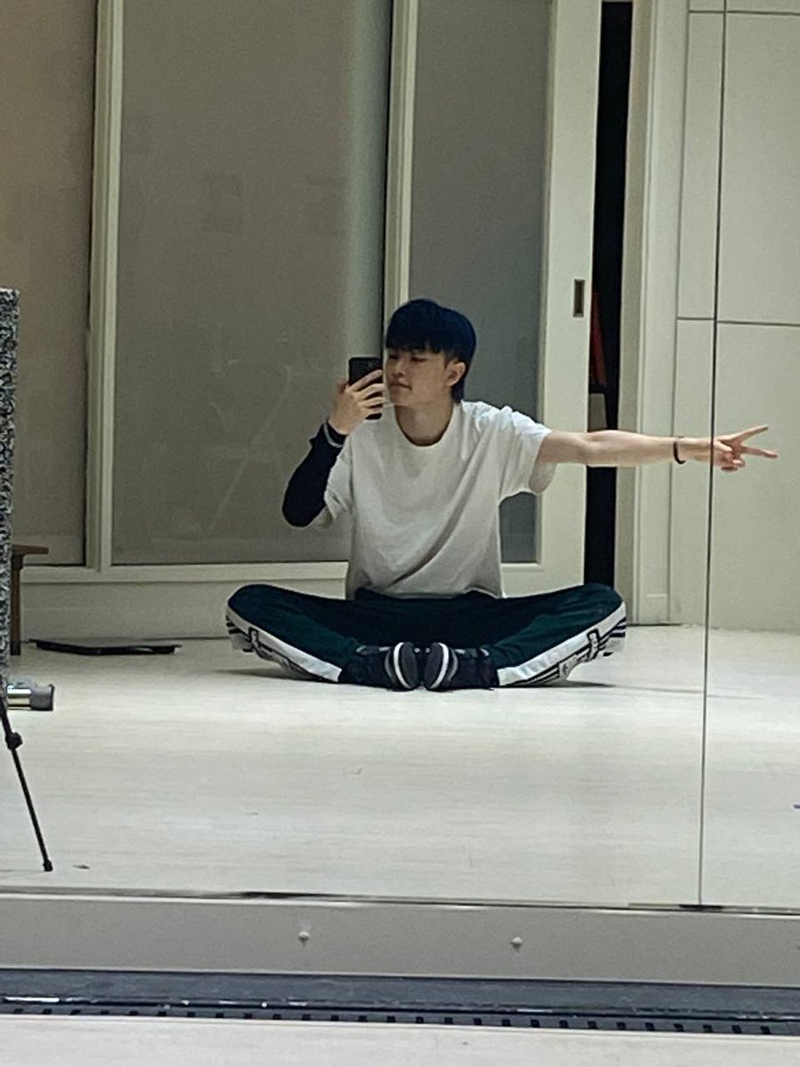 DREAM_Mining / Twitter