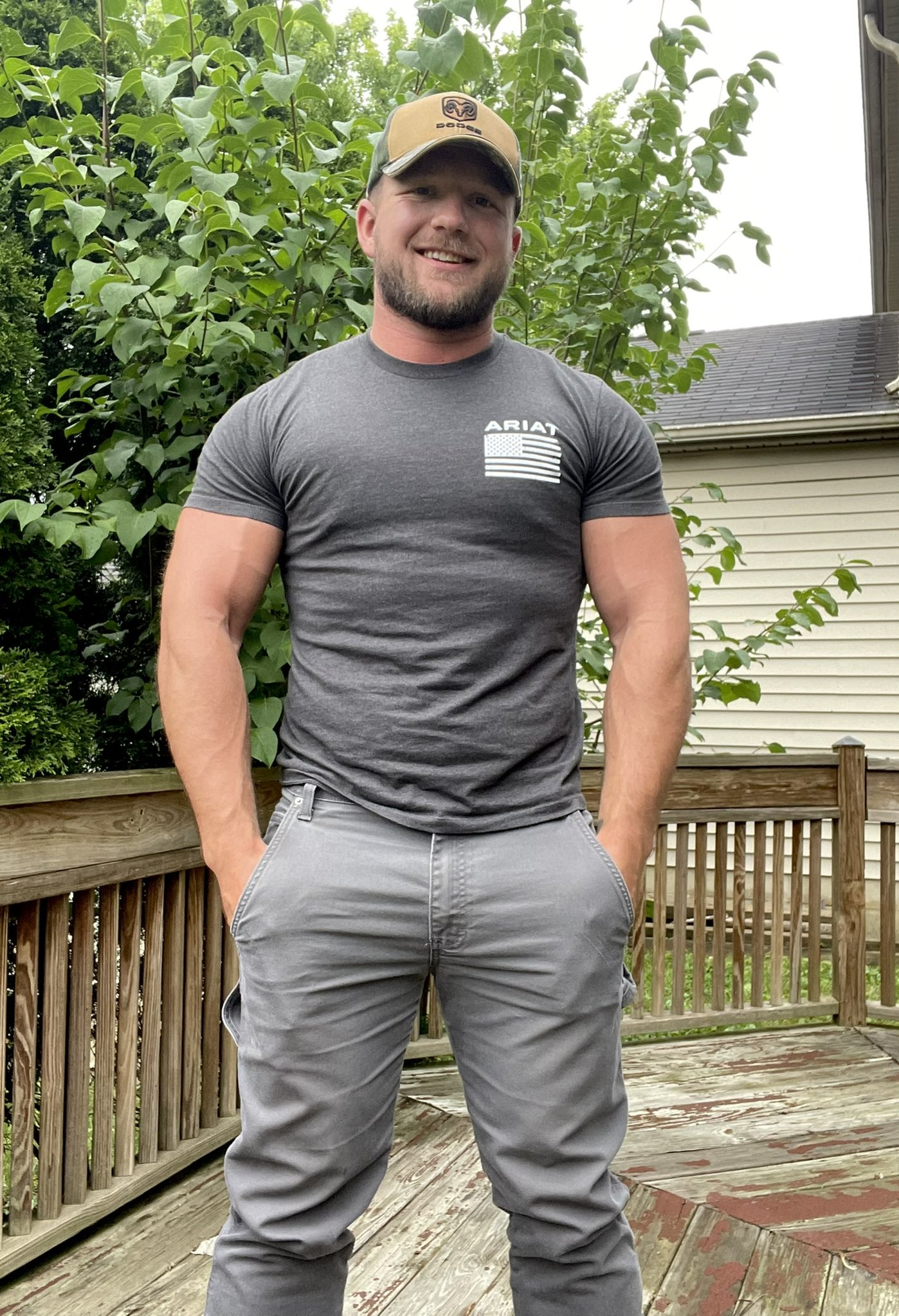 Turkeytrav2 on Twitter: "Anyone have a beer and a grill? https://t.co/CdmDL8OHTP" / Twitter