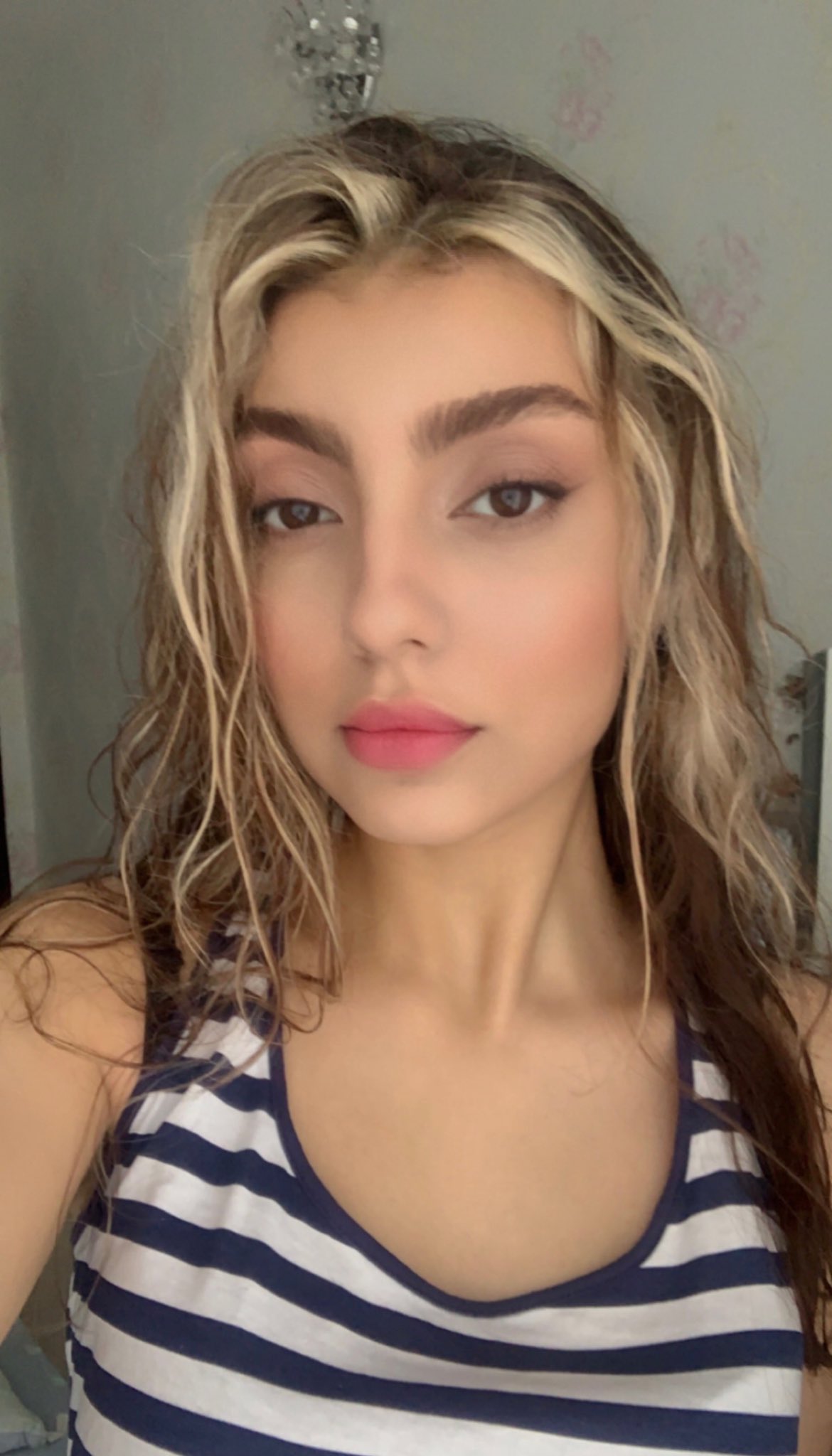 Tut on Twitter: "تیر🧘🏼‍♀️💕 https://t.co/R7g4XZjBL0" / Twitter