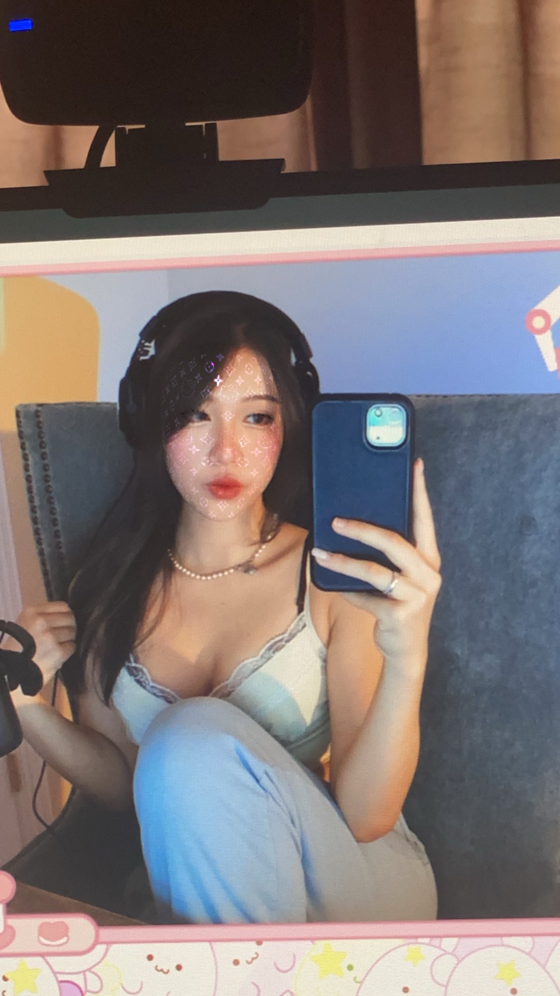 abotofu on Twitter: "LIVE: tryna get ass https://t.co/t8W6r4PEGm https://t.co/F9L0AU8lhV" / Twitter