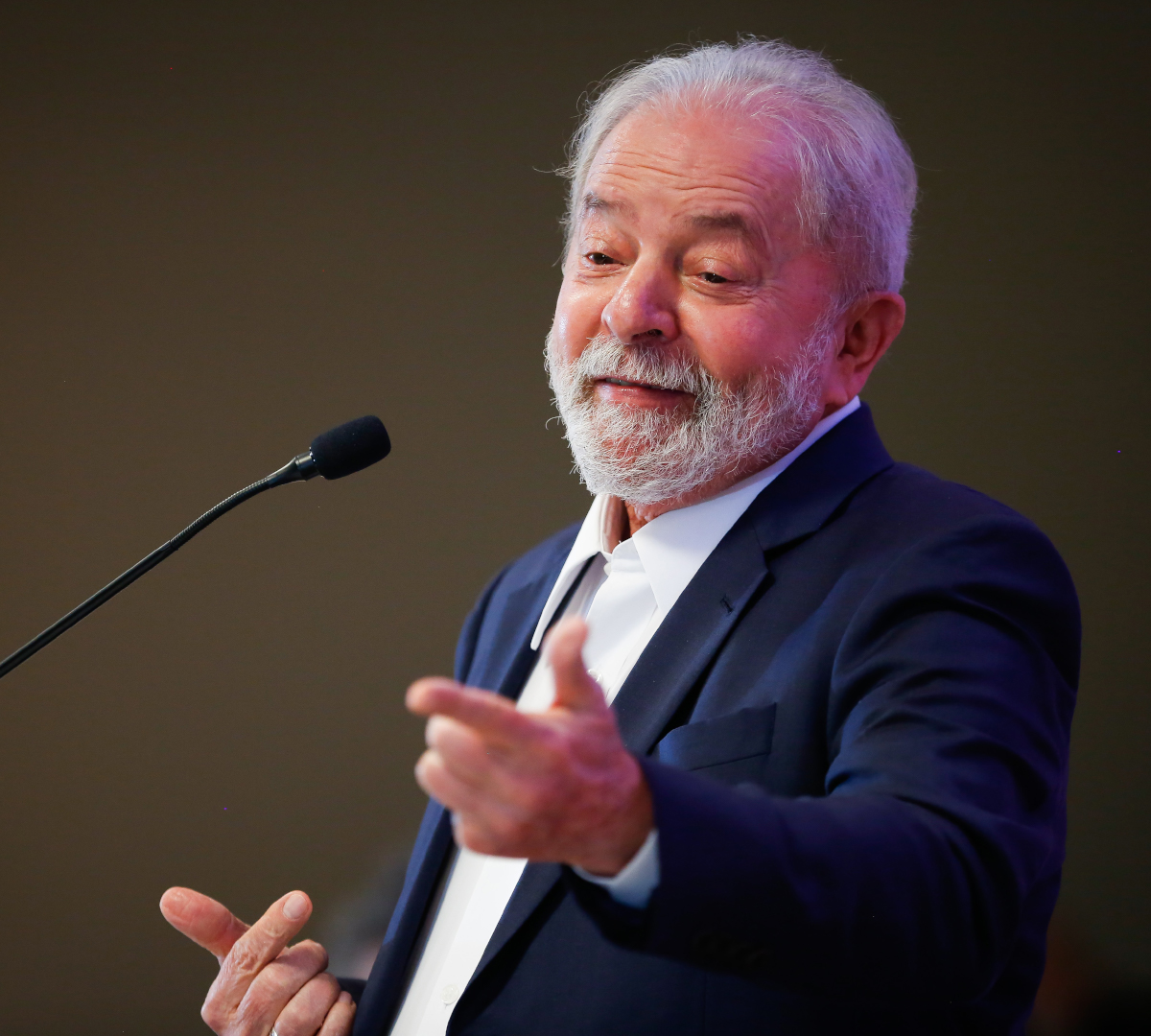 Poder360 on Twitter: "Lula também absorve mais votos de Haddad. São 85% dos eleitores do ...