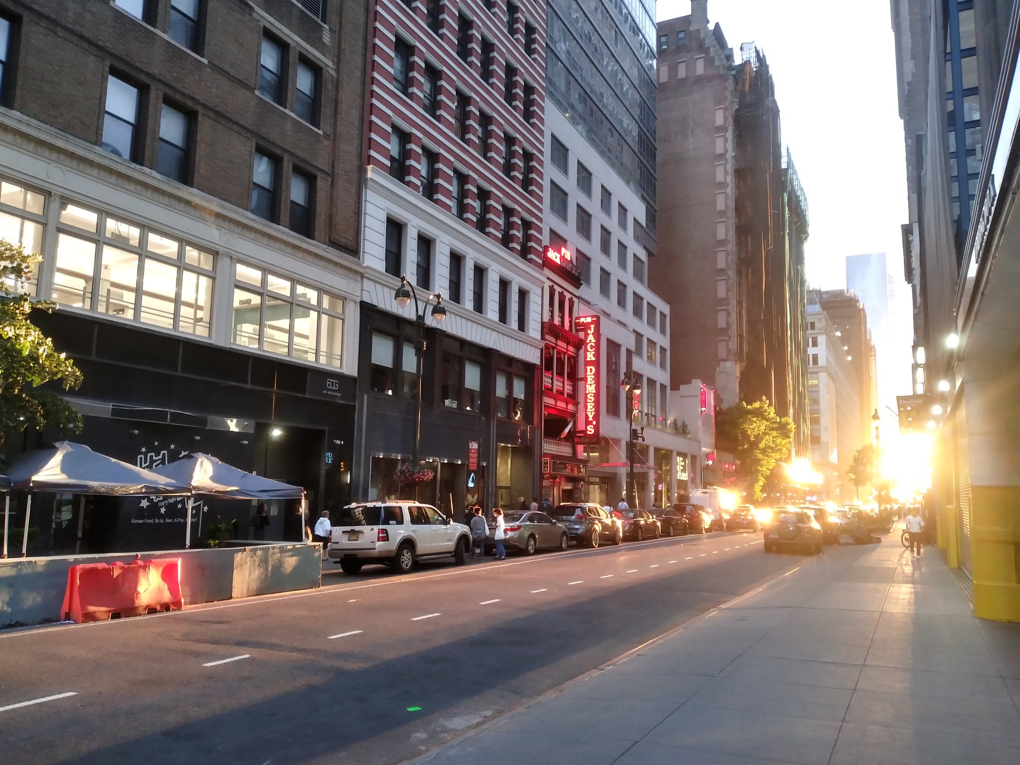 MISTRESS CHLOE — NYC DOMINATRIX on Twitter: "New York City, Dusk.🗽 https://t.co/qETaVgxbRA ...