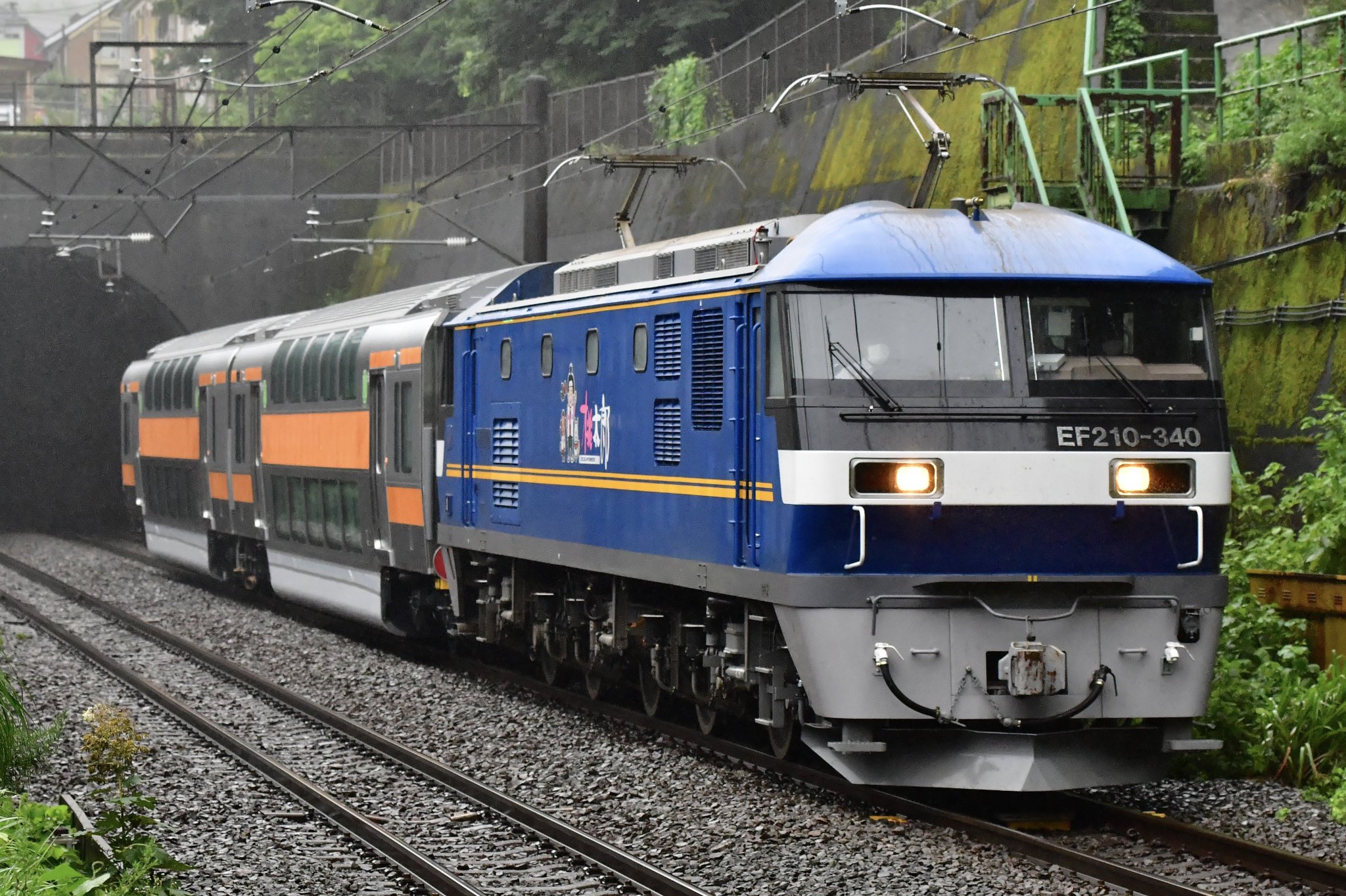 シャララ on Twitter: "9465レ 中央線向けグリーン車甲種 EF210 340+ サロE232-1+サロE233-1 今日は梶ヶ谷タ～豊田で輸送されました。 2022/7/13 ...