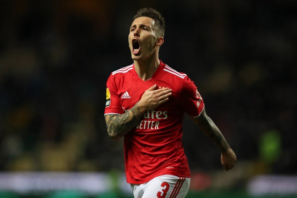 Arsenal make £6.4m offer to sign Alex Grimaldo - Football Shoot