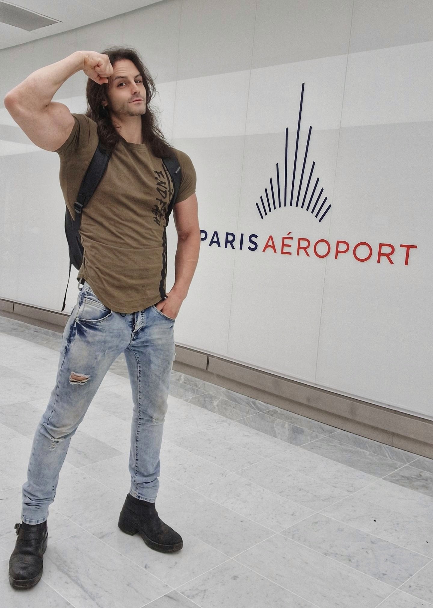 Taryn (Amon 😈) on Twitter: "Back in Paris!! Starting from tomorrow I'll be attending @japanexpo ...